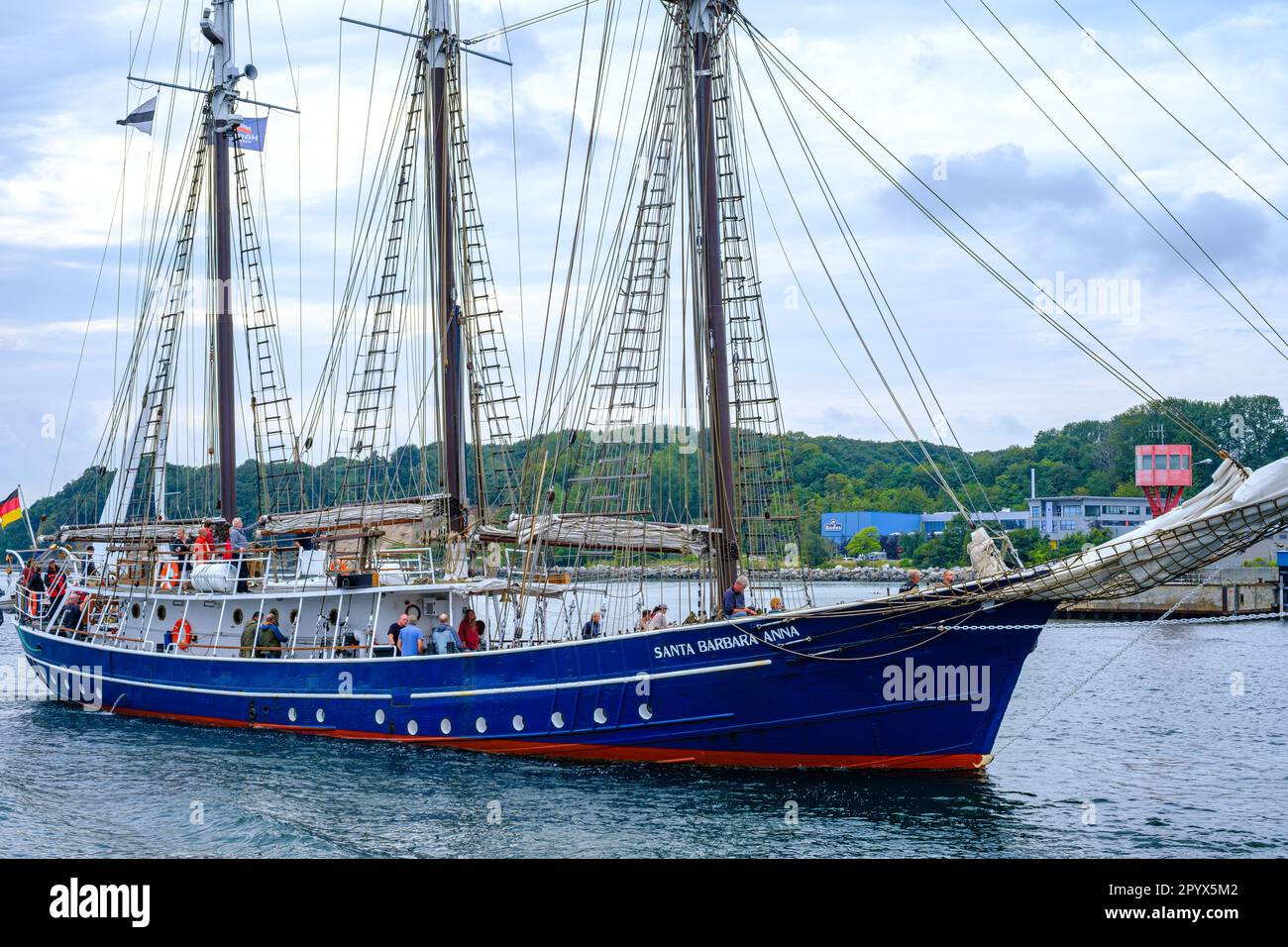 The Santa Barbara Anna schooner sails in the course of the Sassnitz ...