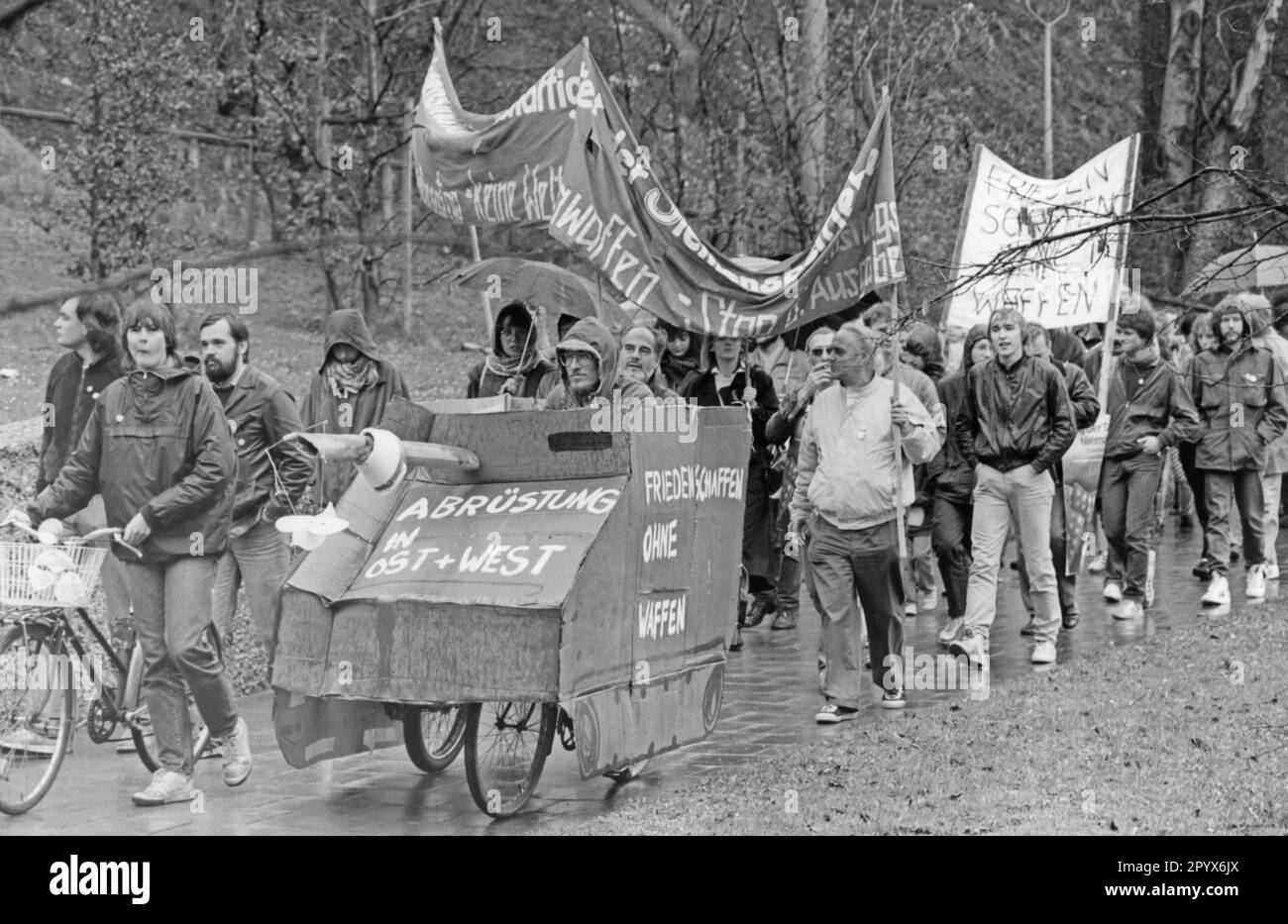 Peace movement easter marches 1980 to 1989 Stock Photo - Alamy