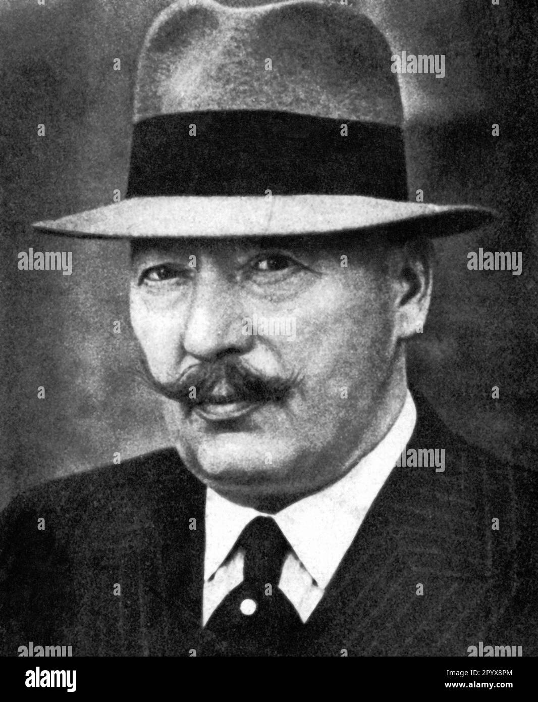 Carl Krone, circus director. [automated translation] Stock Photo - Alamy