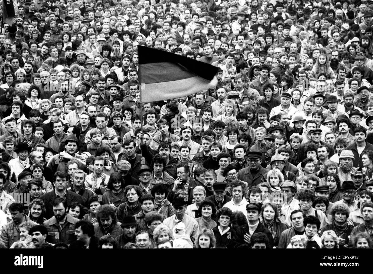 1949 1990 hi-res stock photography and images - Alamy