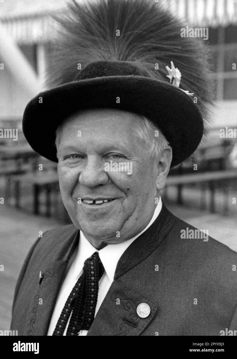 Owner of the Braeurosl-Oktoberfest-Tent Willy Heide Stock Photo - Alamy