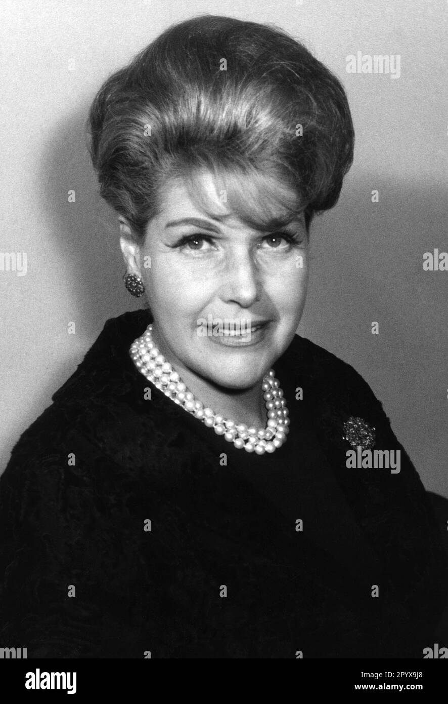 Austrian soprano singer. Hilde Gueden, singer Stock Photo - Alamy