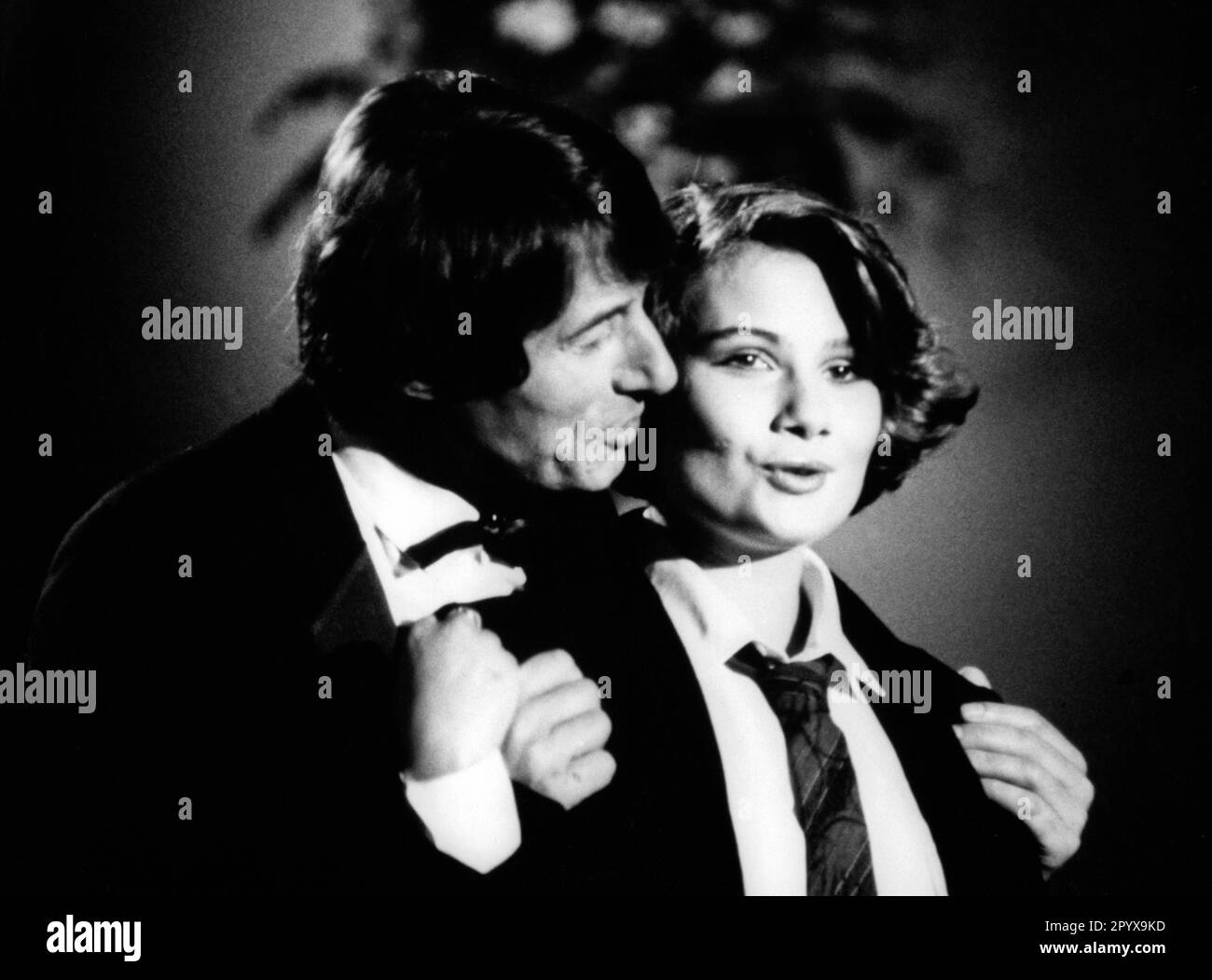 Jenny and Udo Juergens singing in a ZDF show Stock Photo - Alamy