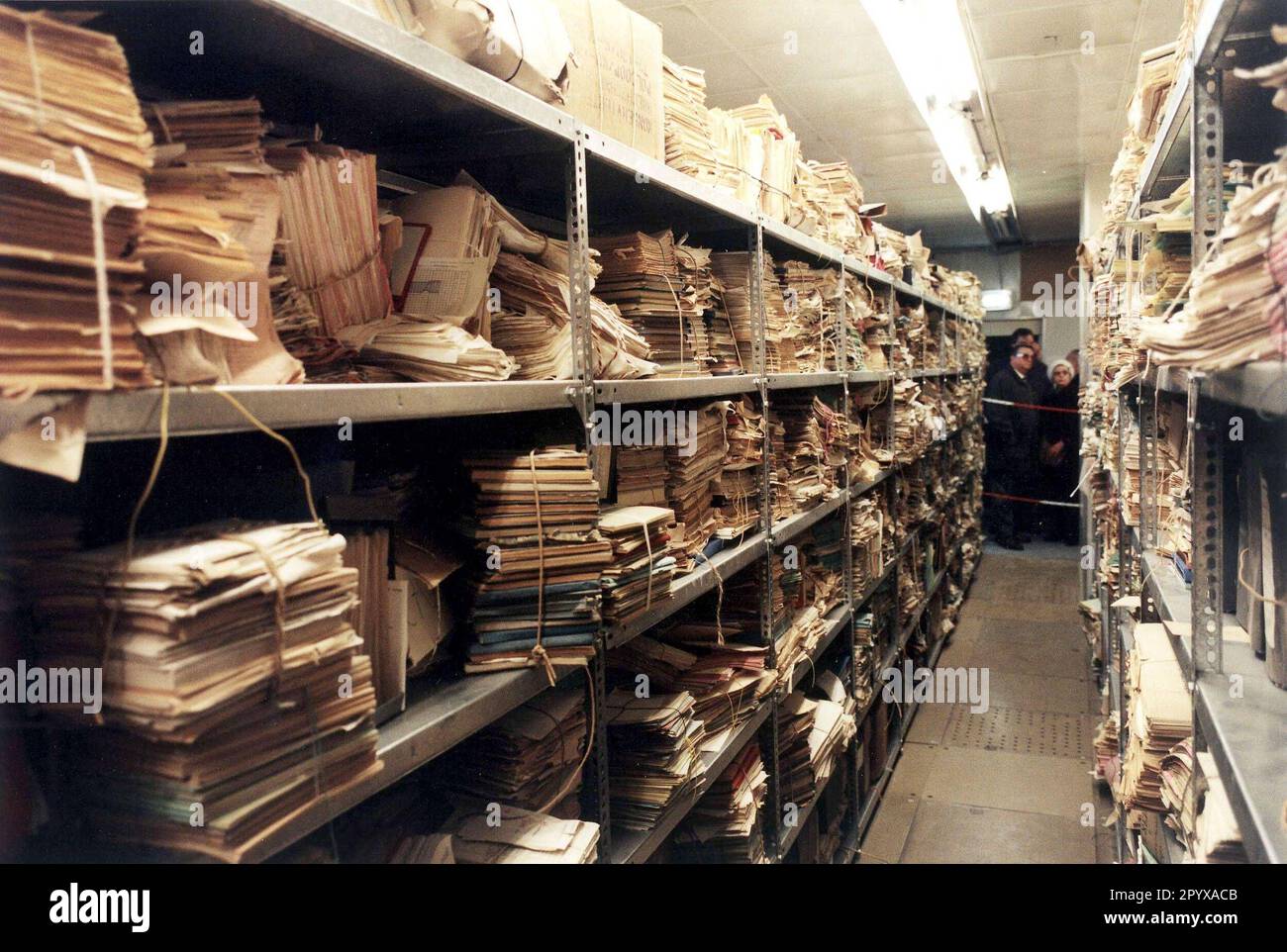 Date of recording: 16.03.1996 Stasi files on shelves in the former ...