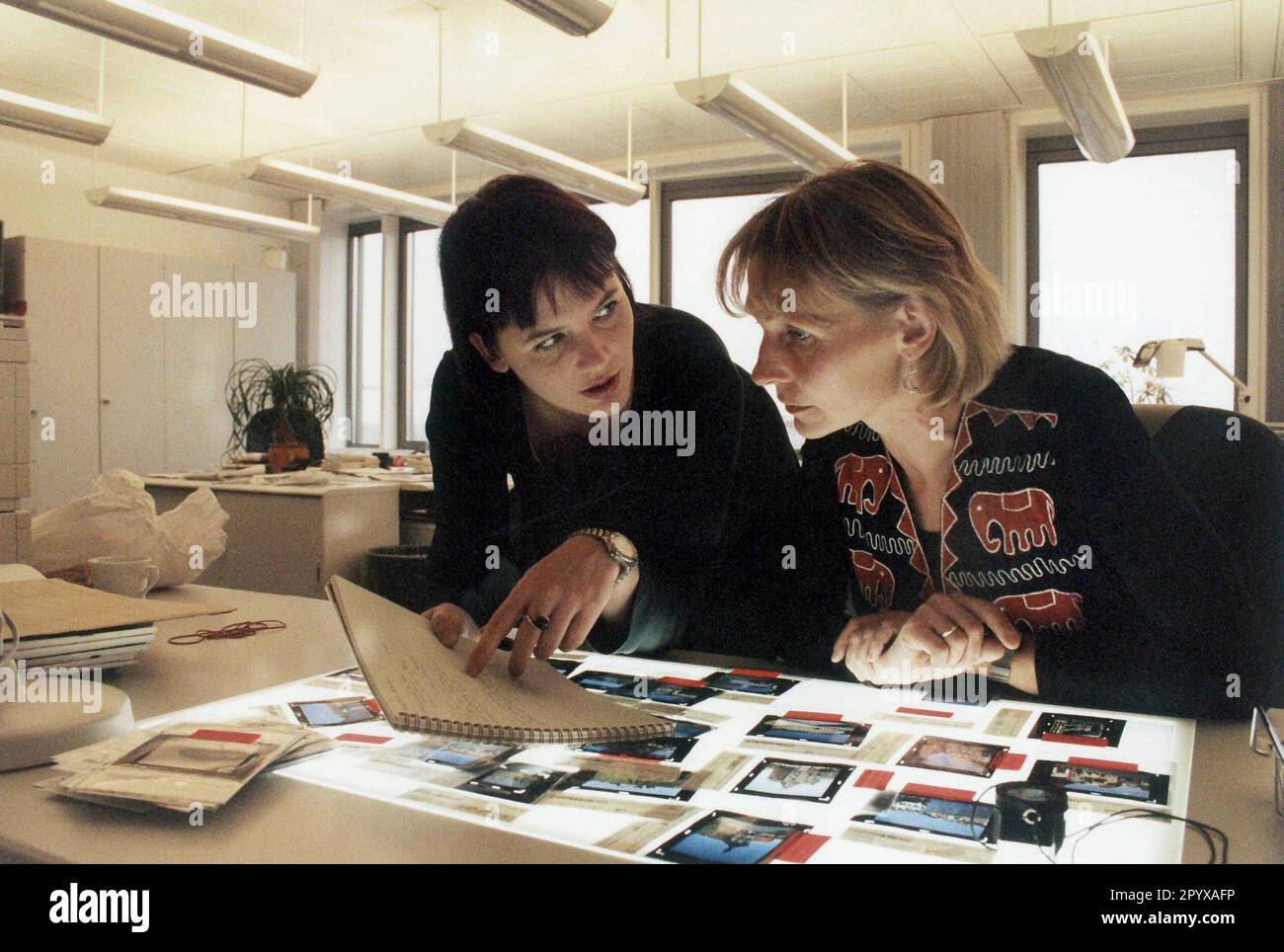 Date of recording: 15.11.1995 Graphic designers of a Berlin advertising ...