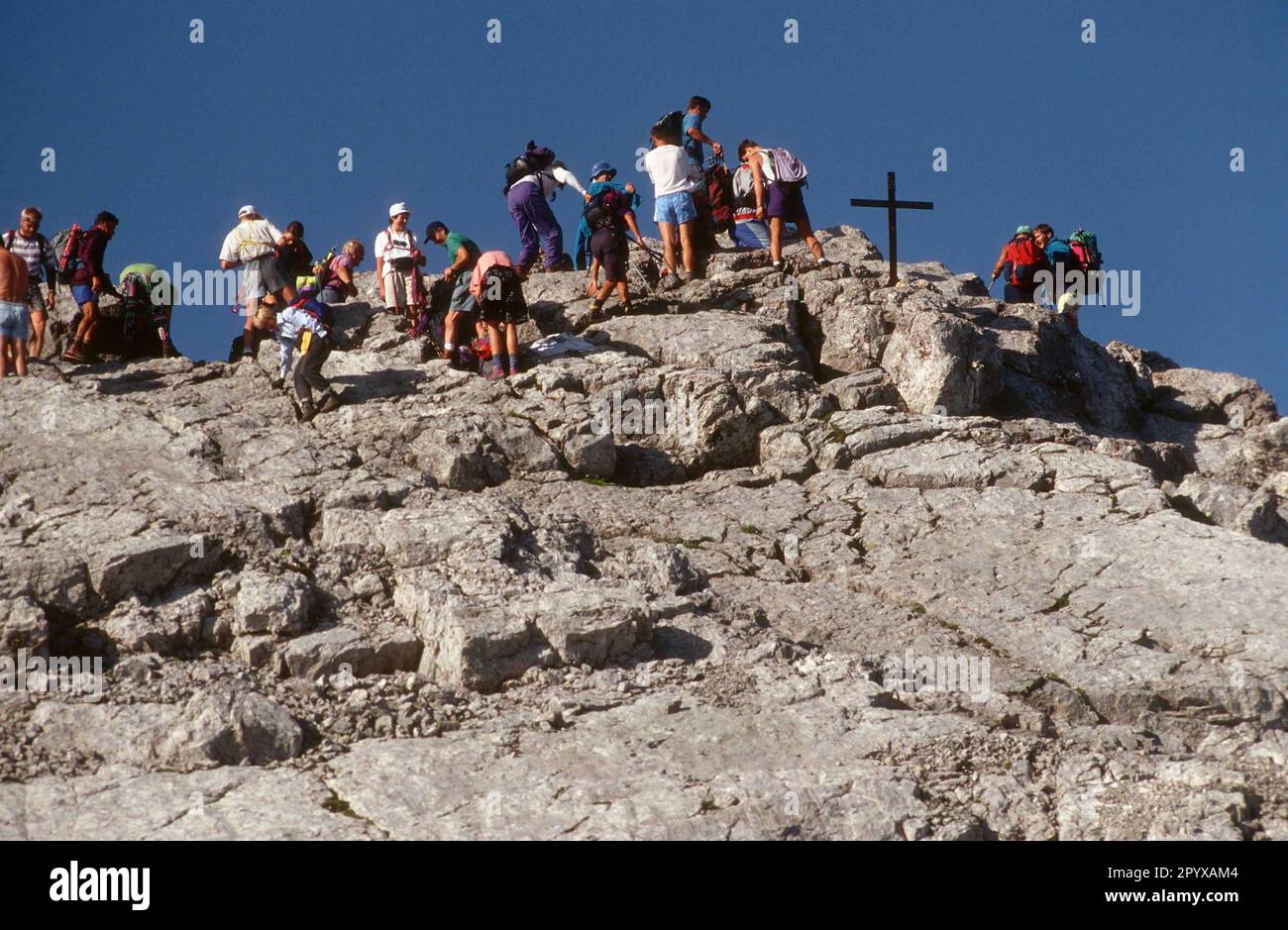 Hiking in the Berchtesgaden Alps: summit of the Watzmann. Photo: Ralf ...