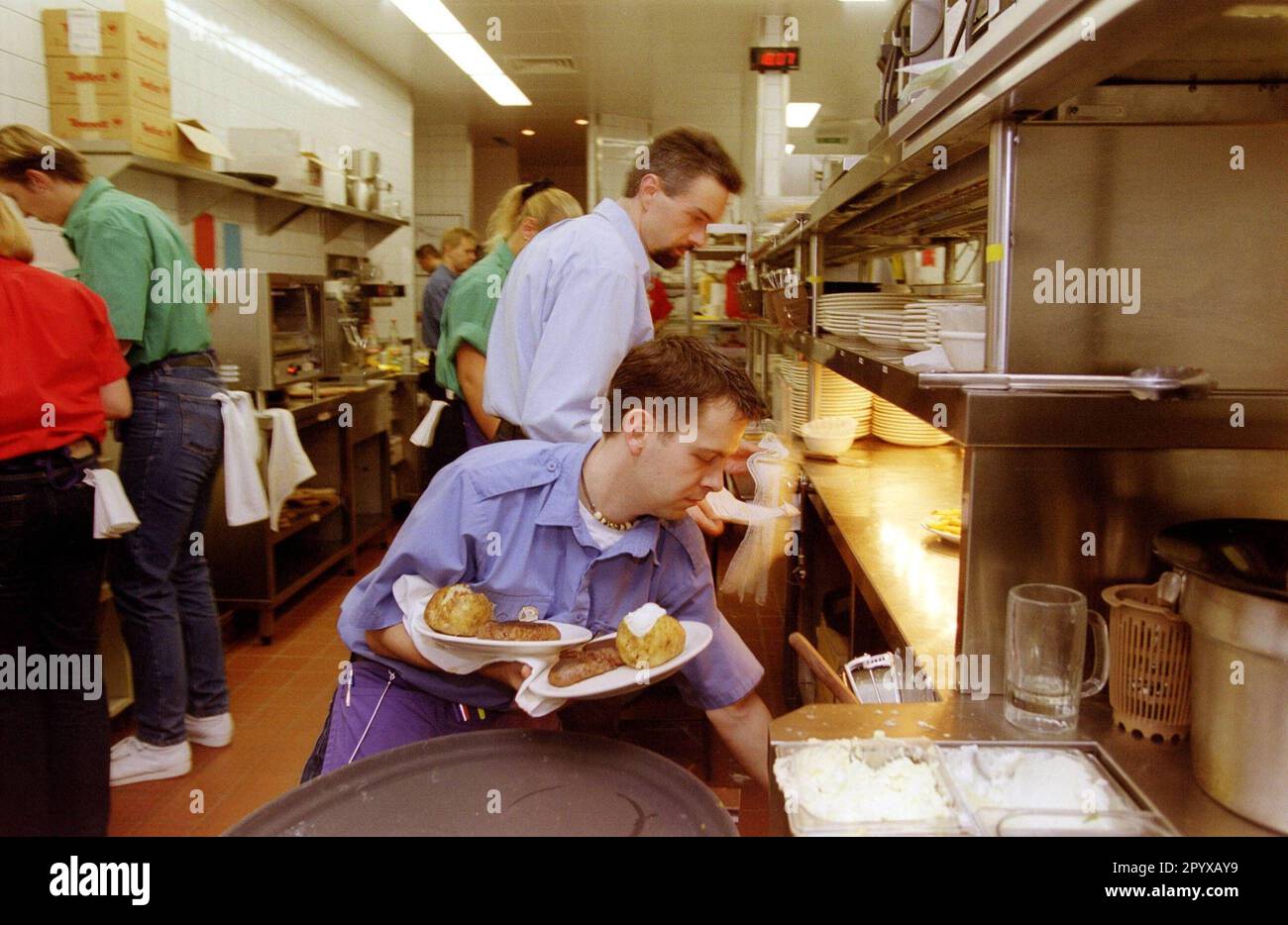 Date of recording: 16.10.1999 First steakhouse of the Outback ...