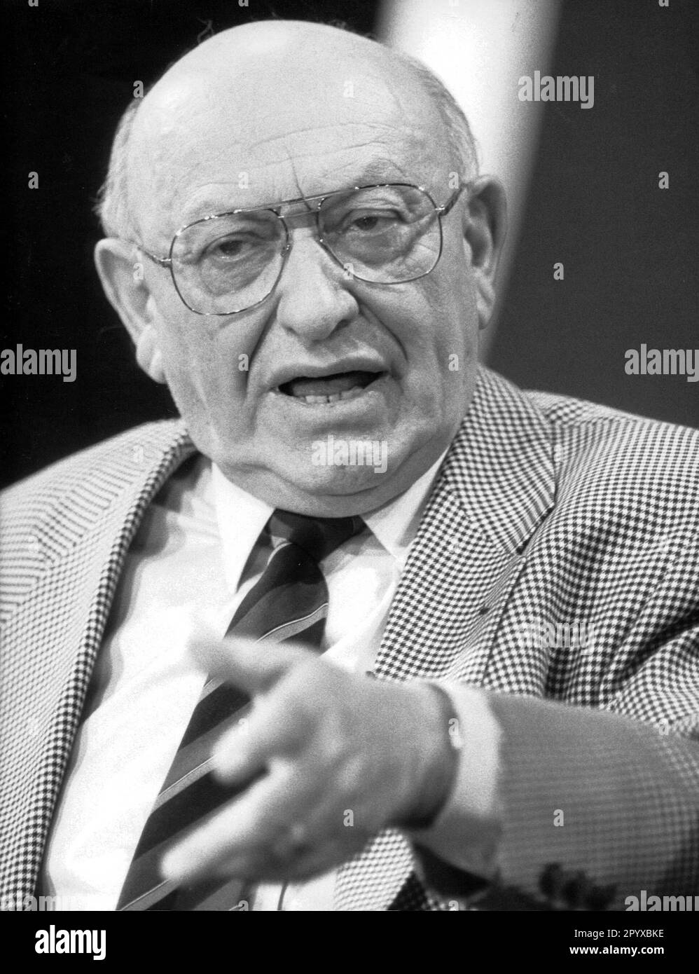 Ranicki hi-res stock photography and images - Alamy