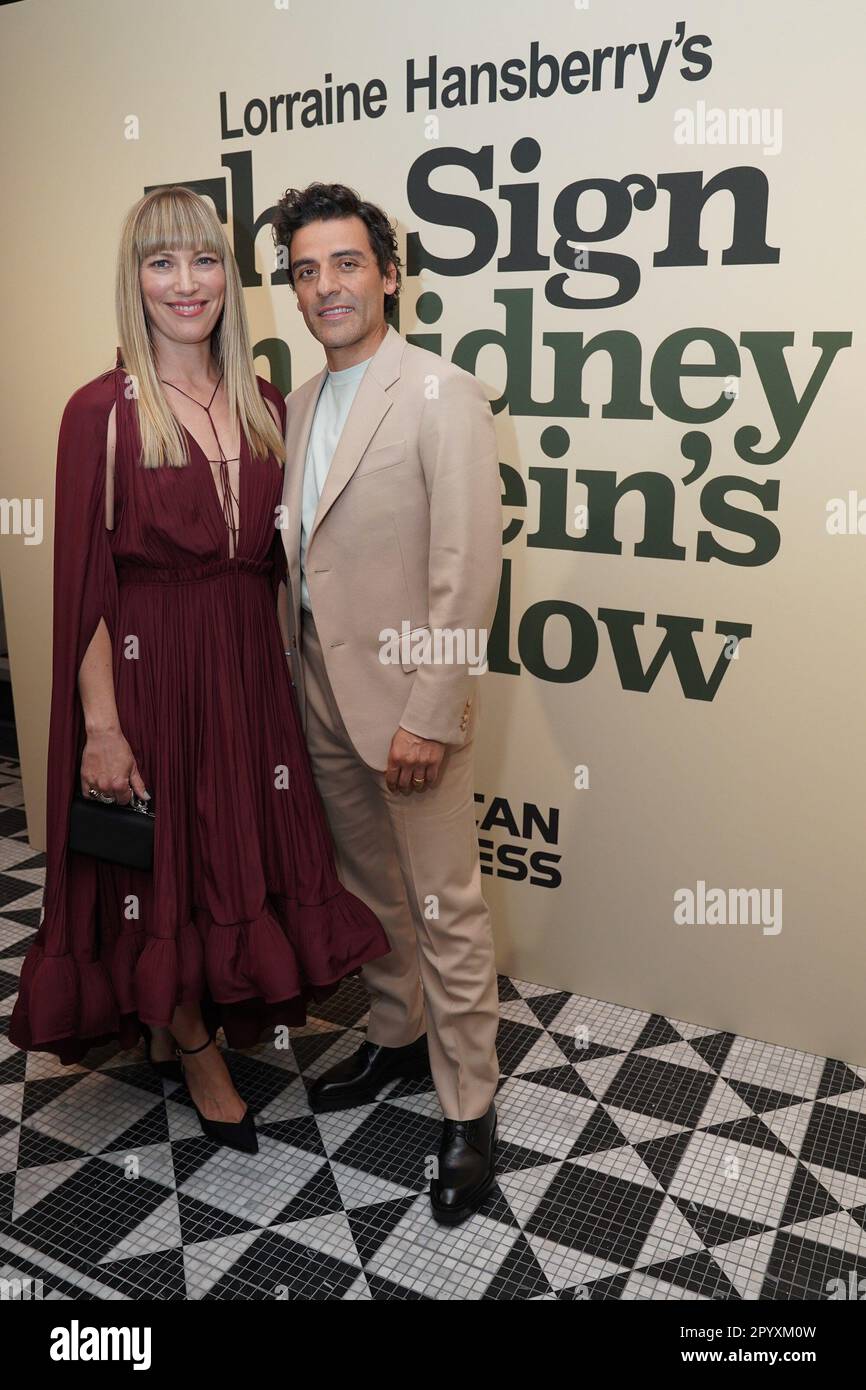New York, NY, USA. 4th May, 2023. Elvira Lind, Oscar Issac at arrivals ...