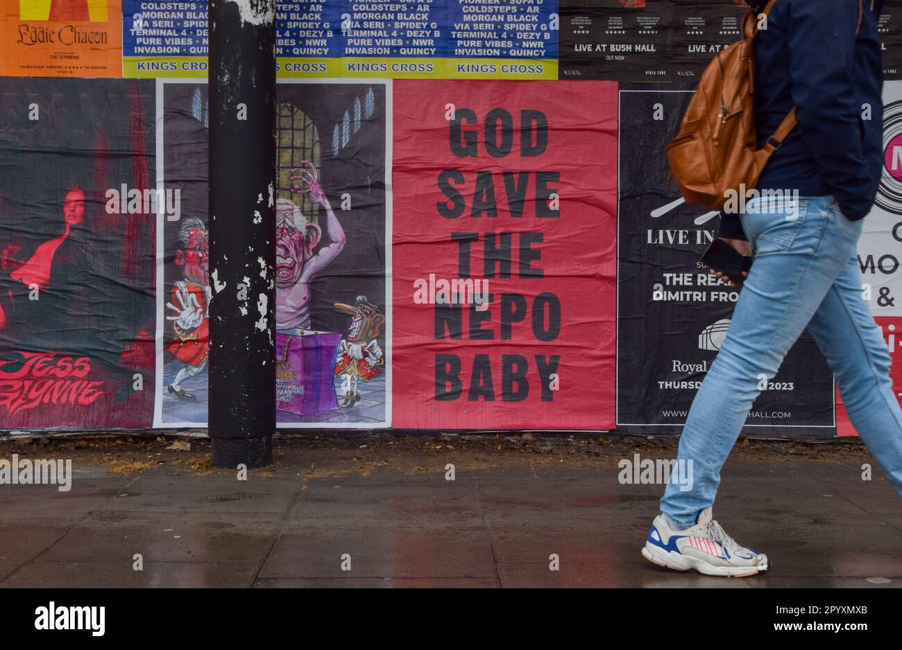 London, England, UK. 5th May, 2023. Anti-monarchy posters, one reading ...