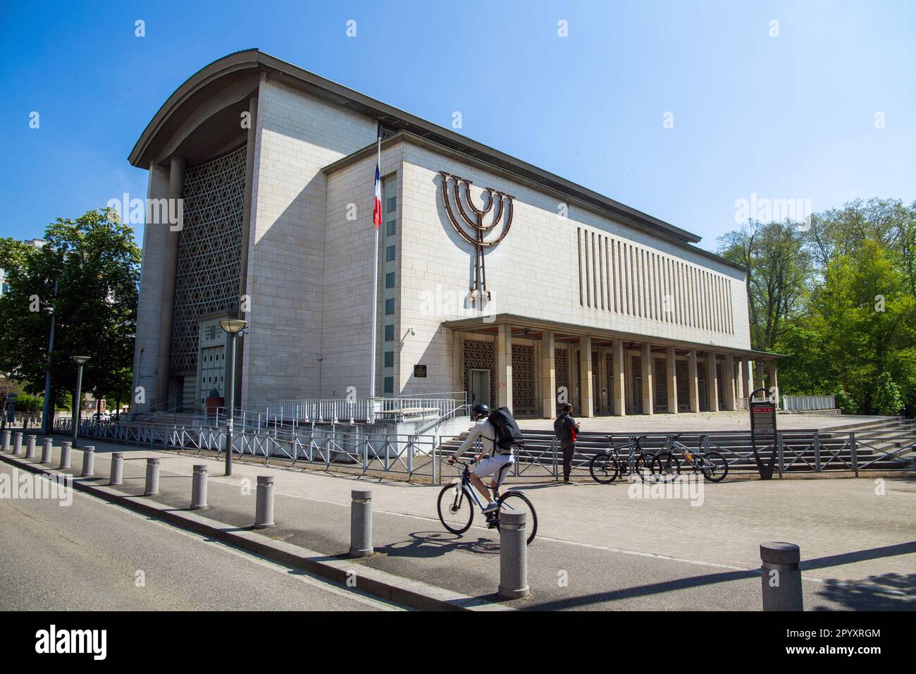Synagogue de la Paix (Peace Synagogue), Strasbourg, France Stock Photo ...