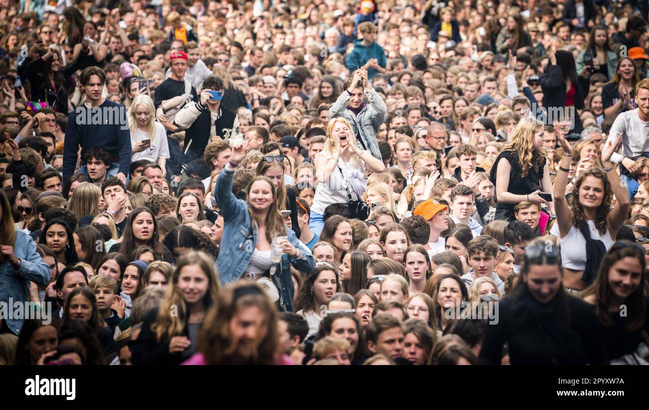 HAARLEM - Visitors during the Bevrijdingspop festival in Haarlem ...