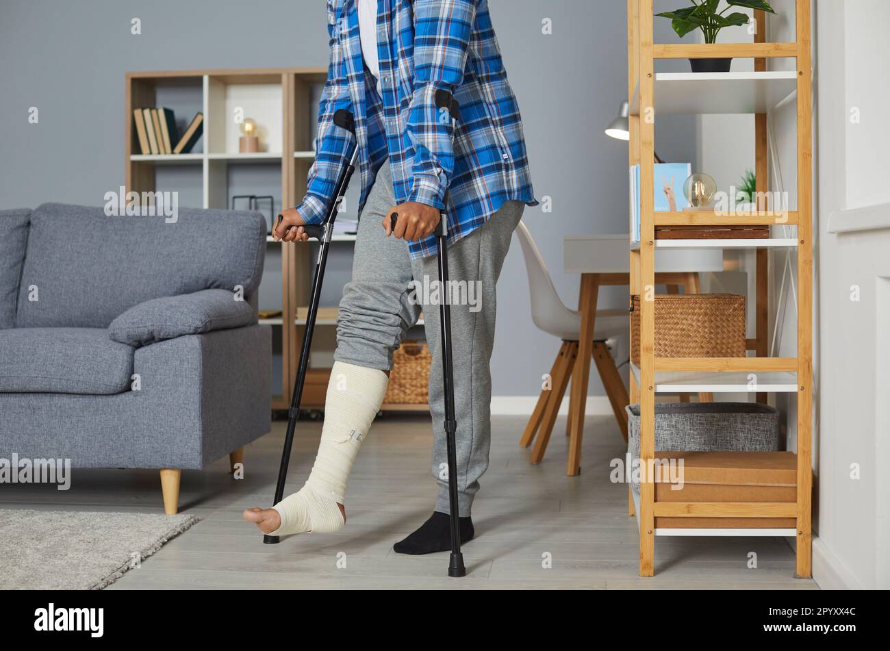 African patient, foot injury hi-res stock photography and images - Alamy