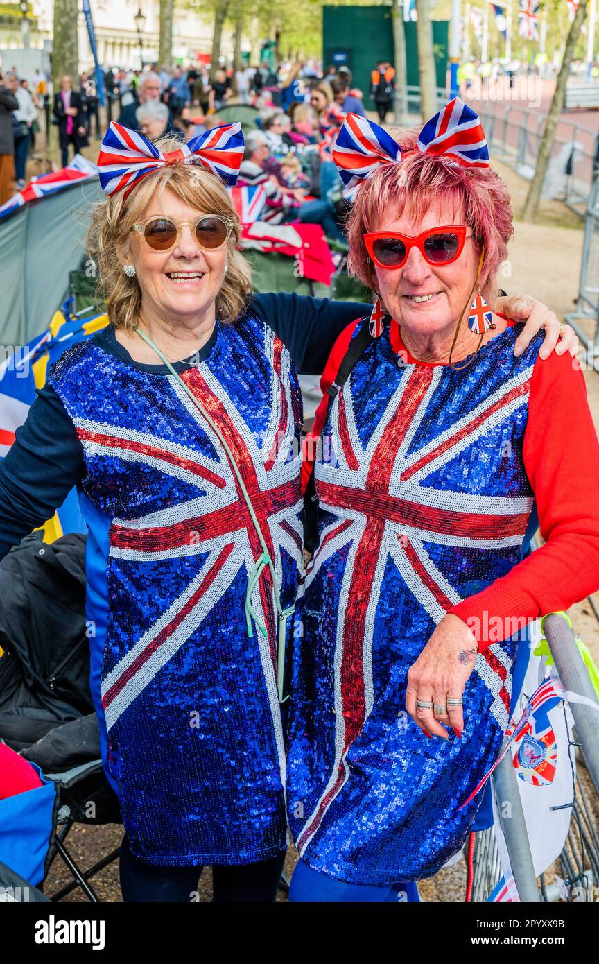 London, UK. 5th May, 2023. Sally and Georgie from Essex arrived today ...