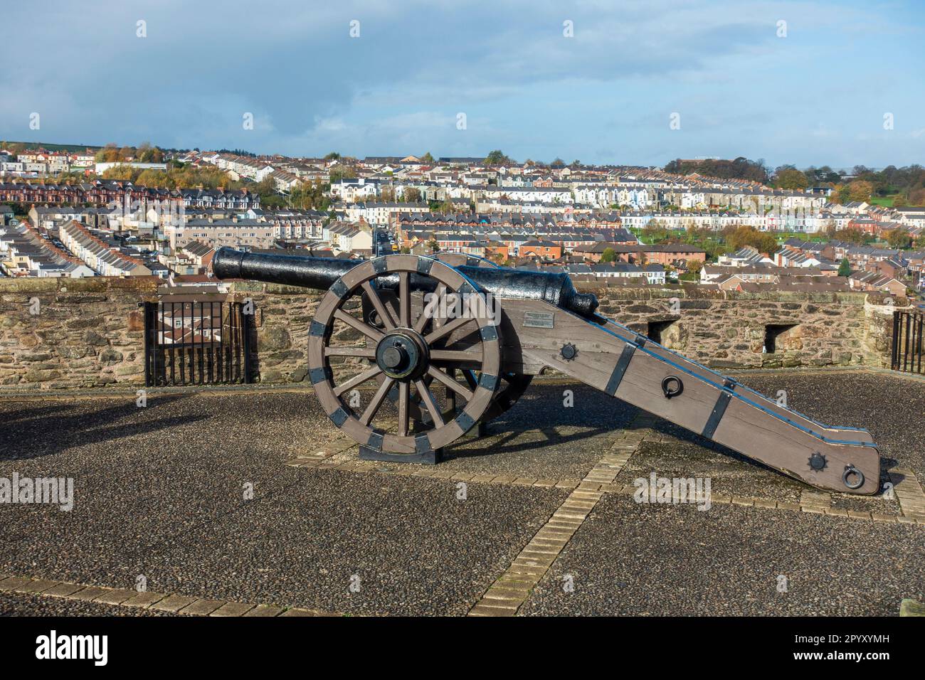 Medieval siege cannon on the Royal Bastion on the old city walls in ...