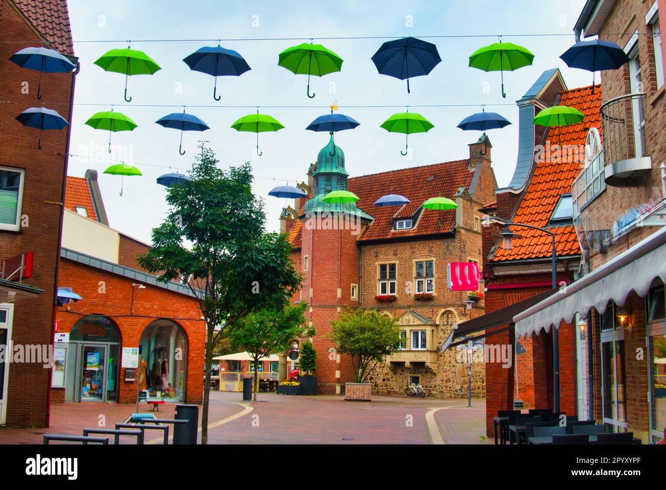 City tour meeting point hi-res stock photography and images - Alamy