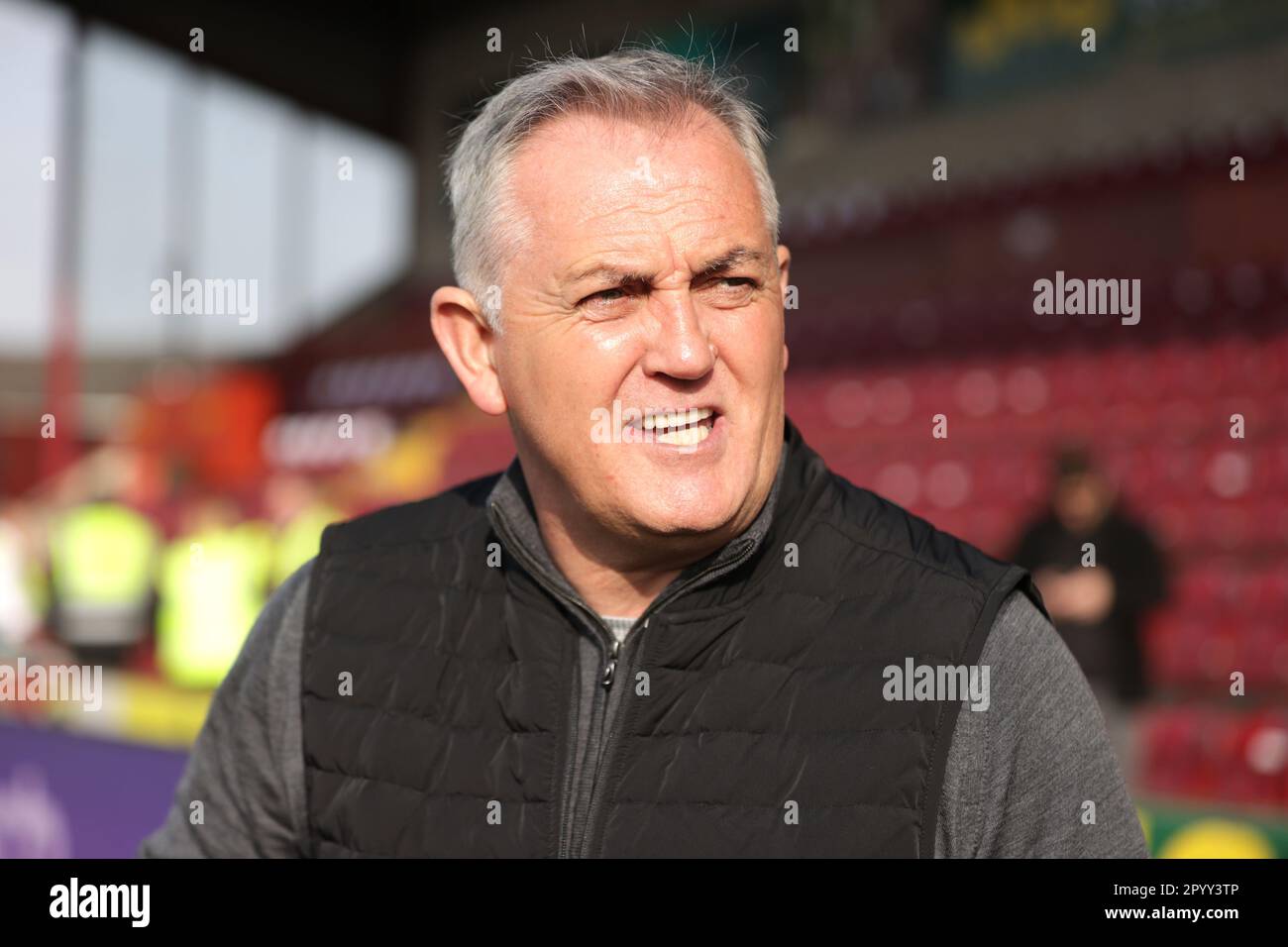 Owen coyle queen's park hi-res stock photography and images - Alamy