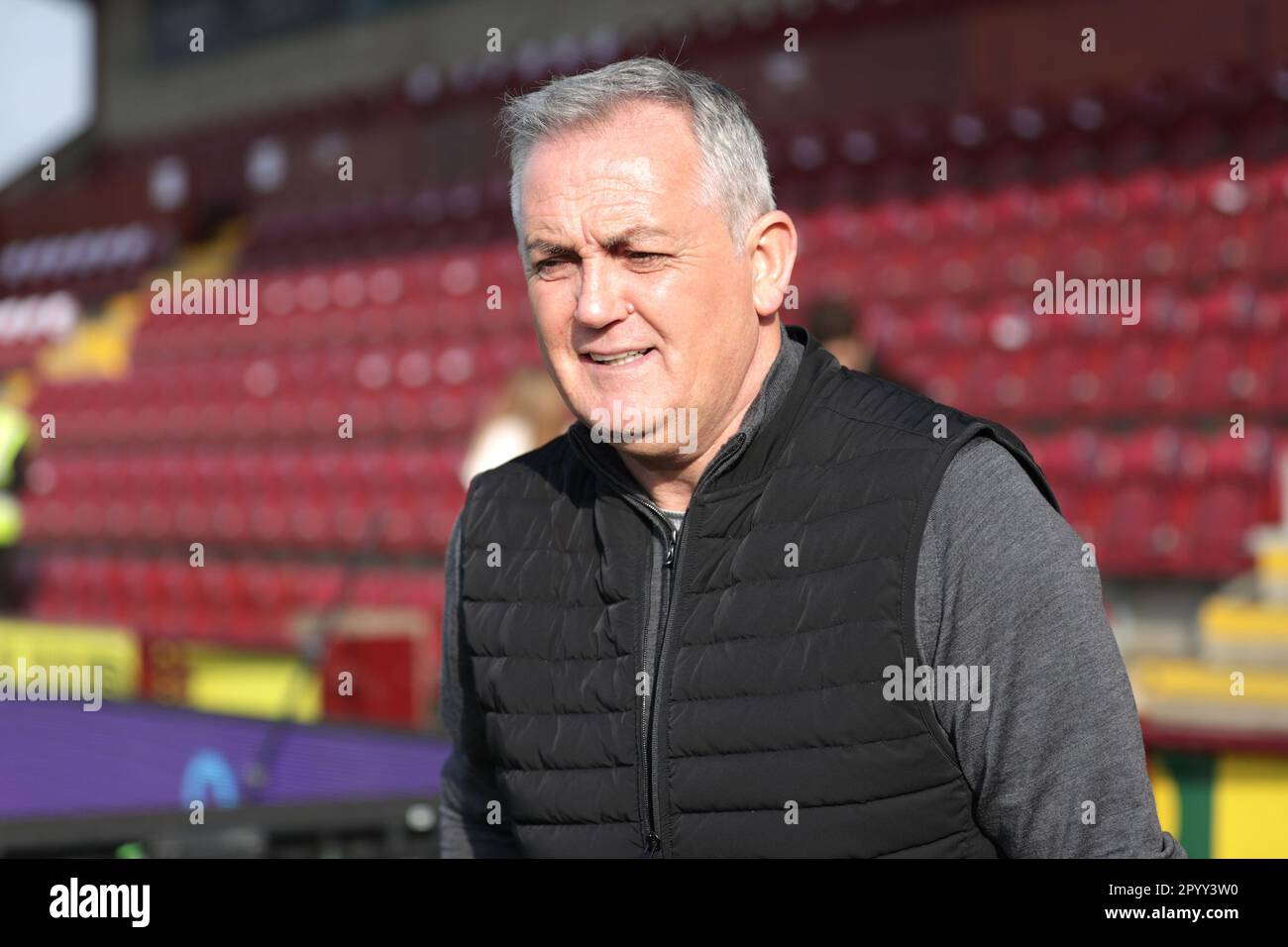 Queens Park manager Owen Coyle before the cinch Championship match at ...