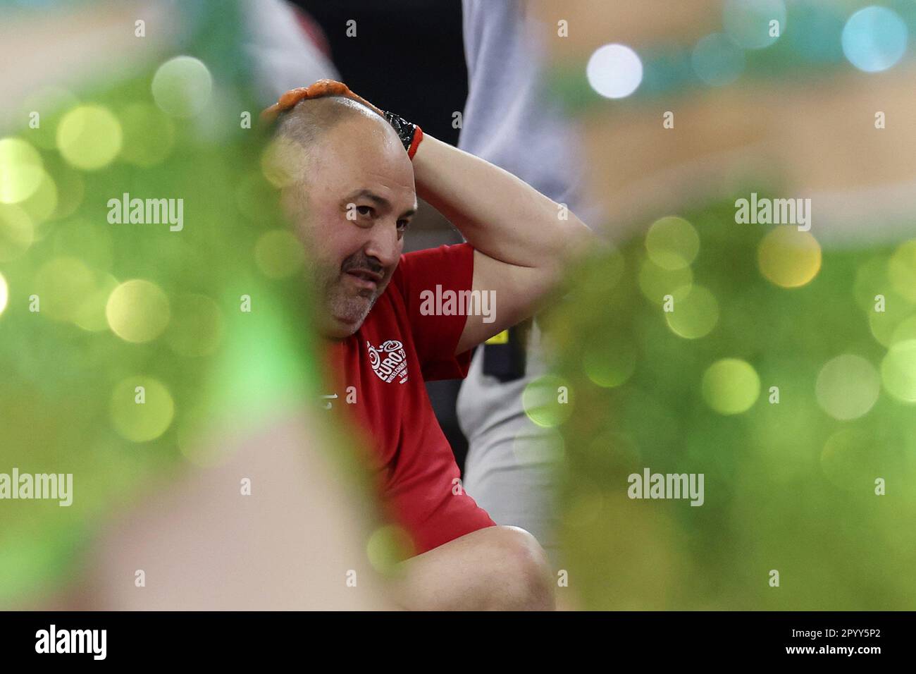 Go compare gio hi-res stock photography and images - Alamy