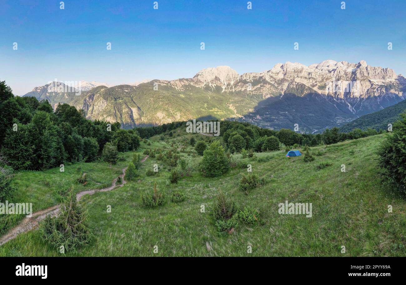 Theth to valbone hi-res stock photography and images - Alamy