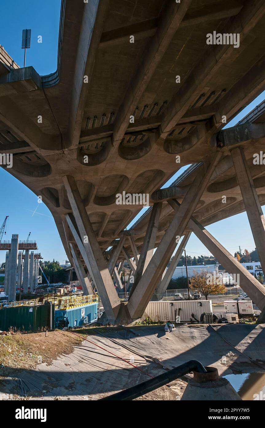 The underside of an unfinished freeway overpass Stock Photo - Alamy