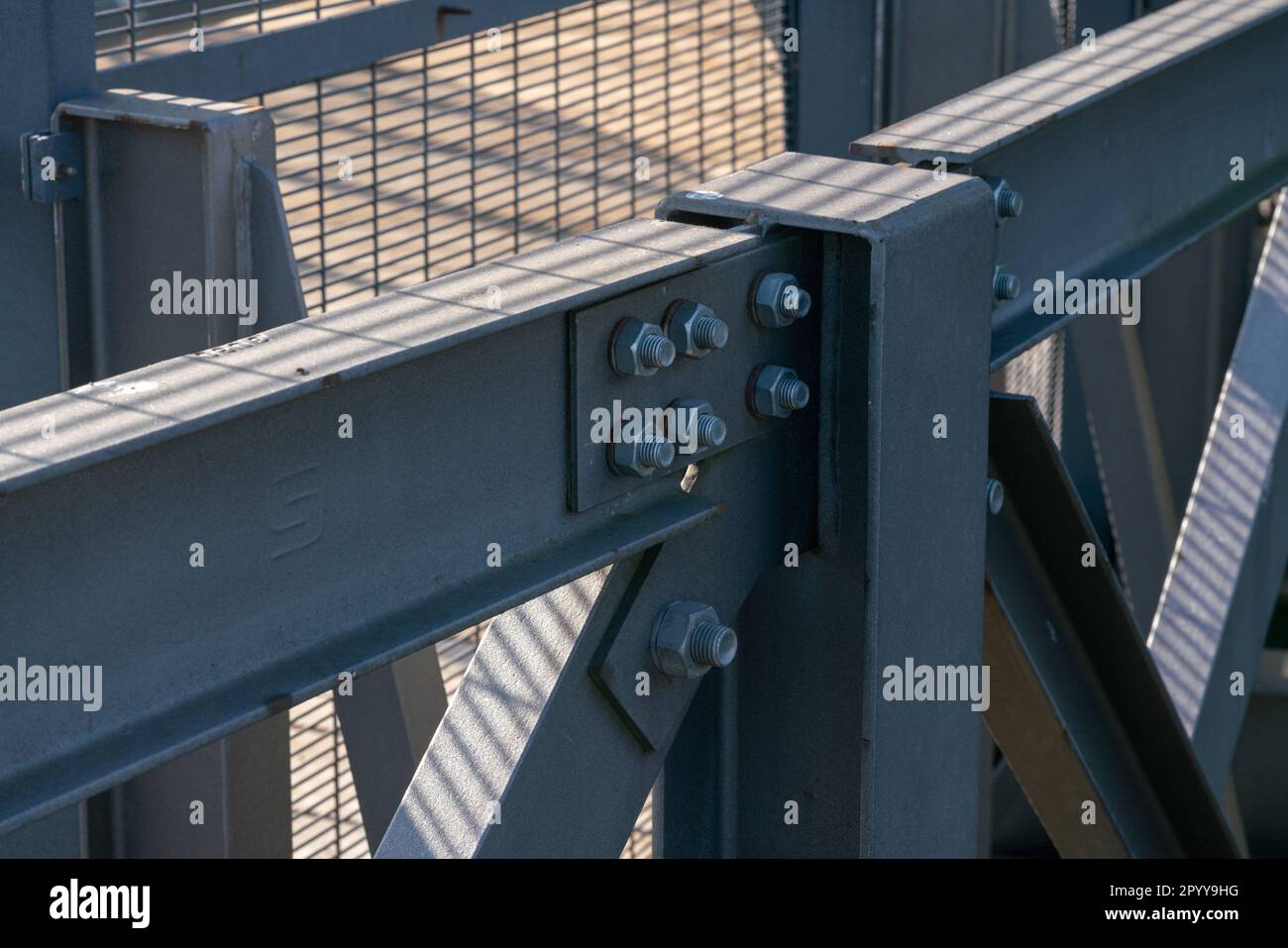 Steel ipe beams hi-res stock photography and images - Alamy