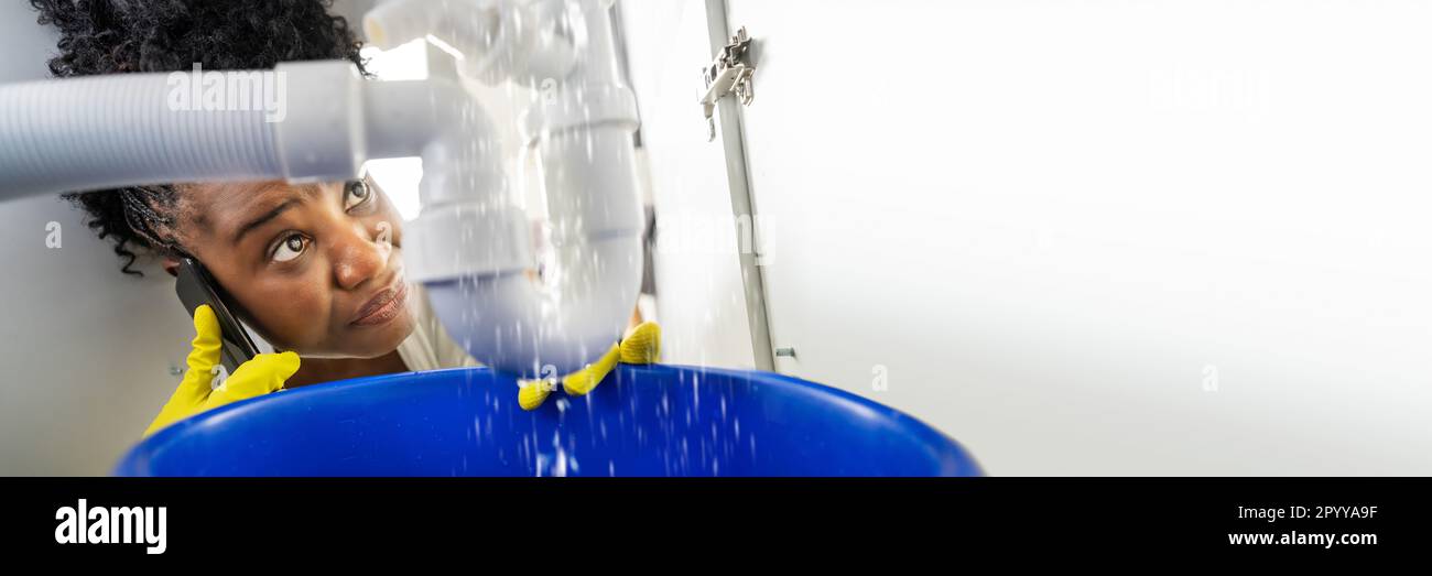 Leaking toilet hi-res stock photography and images - Alamy