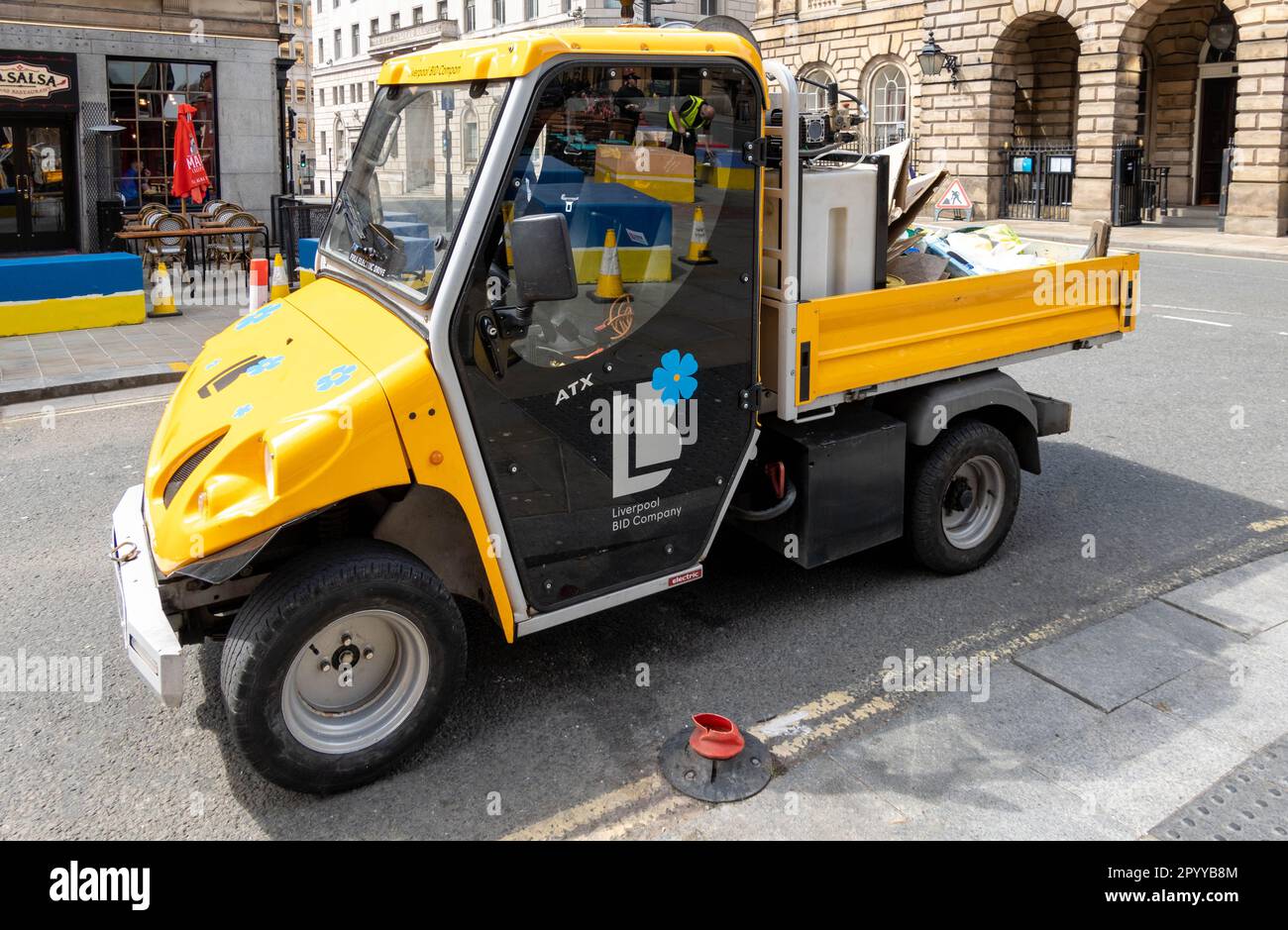 Mini flat back truck in city centre Liverpool Stock Photo - Alamy