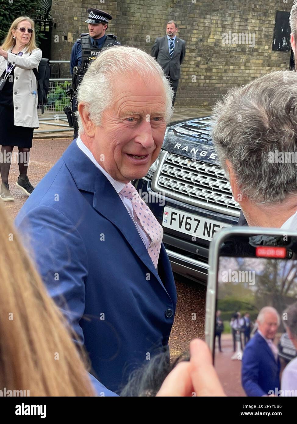 London, England, UK. 5th May, 2023. KING CHARLES greets crowds on The ...