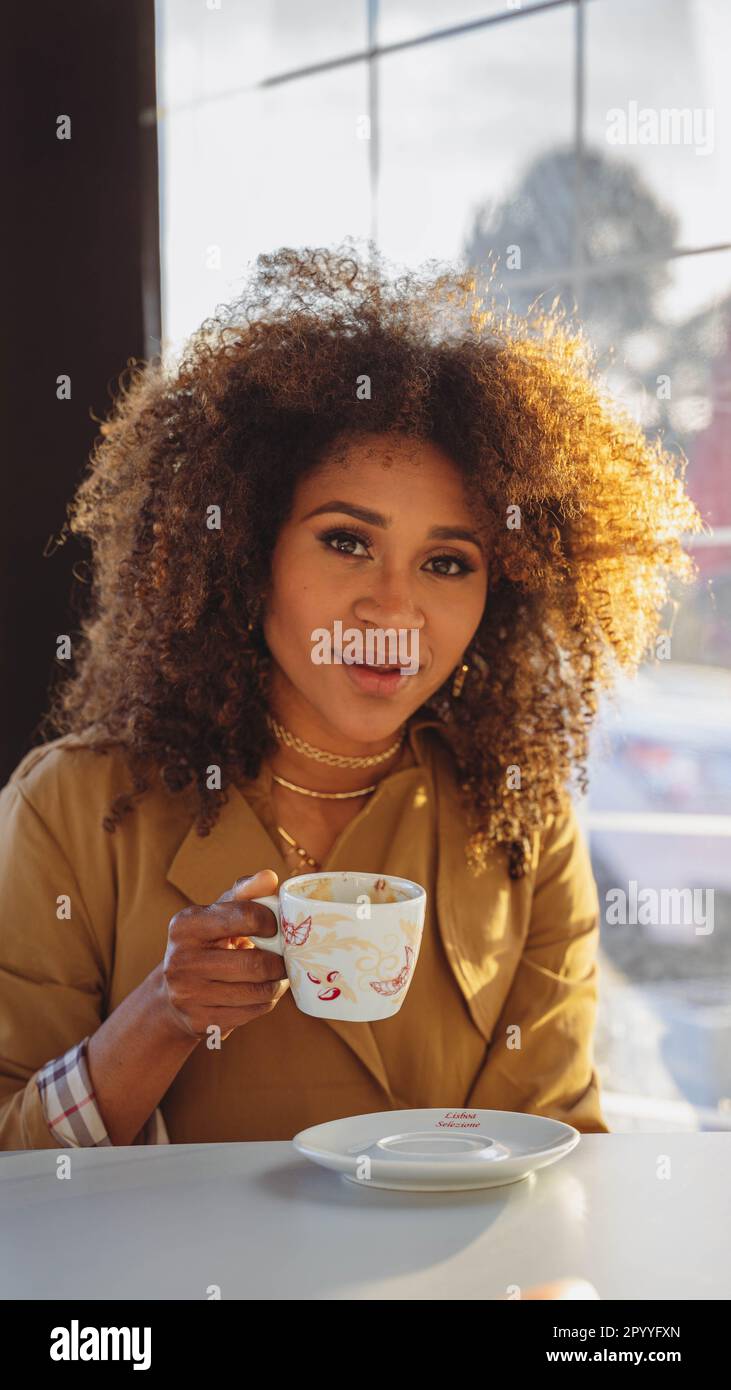 African-American Women and Coffee Stock Photo - Alamy