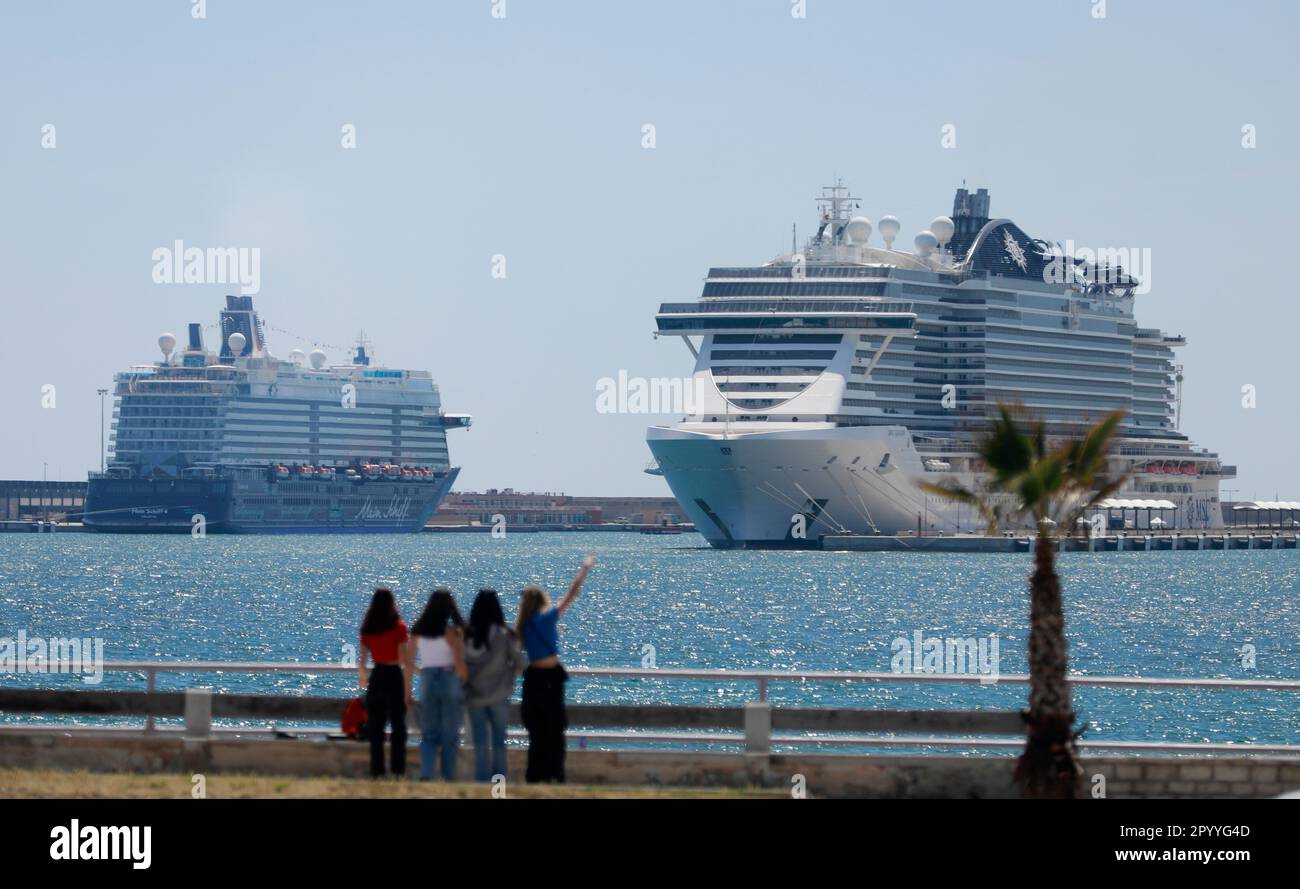 Palma, Spain. 05th May, 2023. People walk along the sea promenade near ...