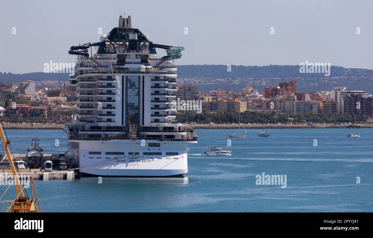 Palma, Spain. 05th May, 2023. The cruise ship "Celebrity Infinity" is ...