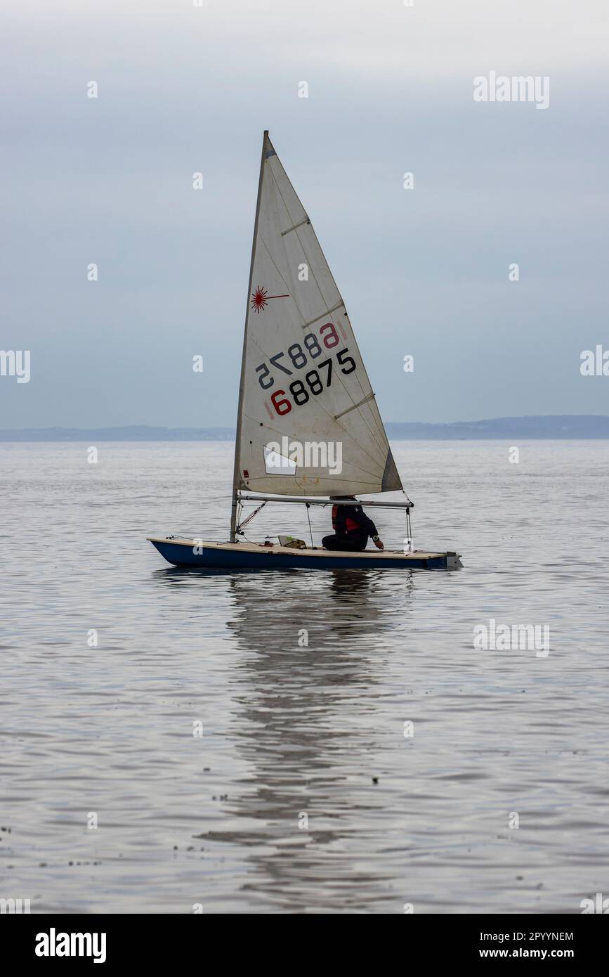 Sailing off Clevedon beach Stock Photo - Alamy