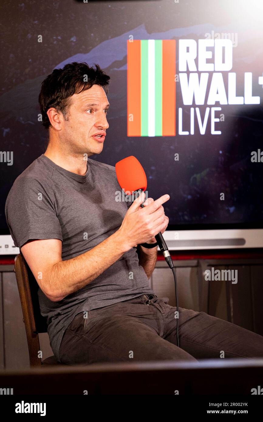 Elis James hots an interview with Noel Mooney. Red Wall+ Live at The ...