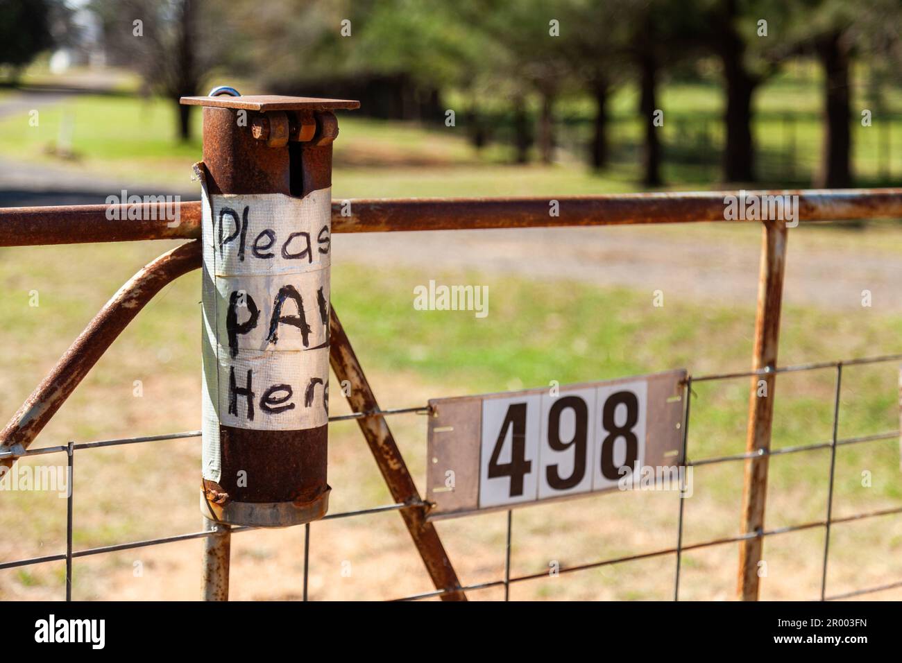 Honesty money box hi-res stock photography and images - Alamy