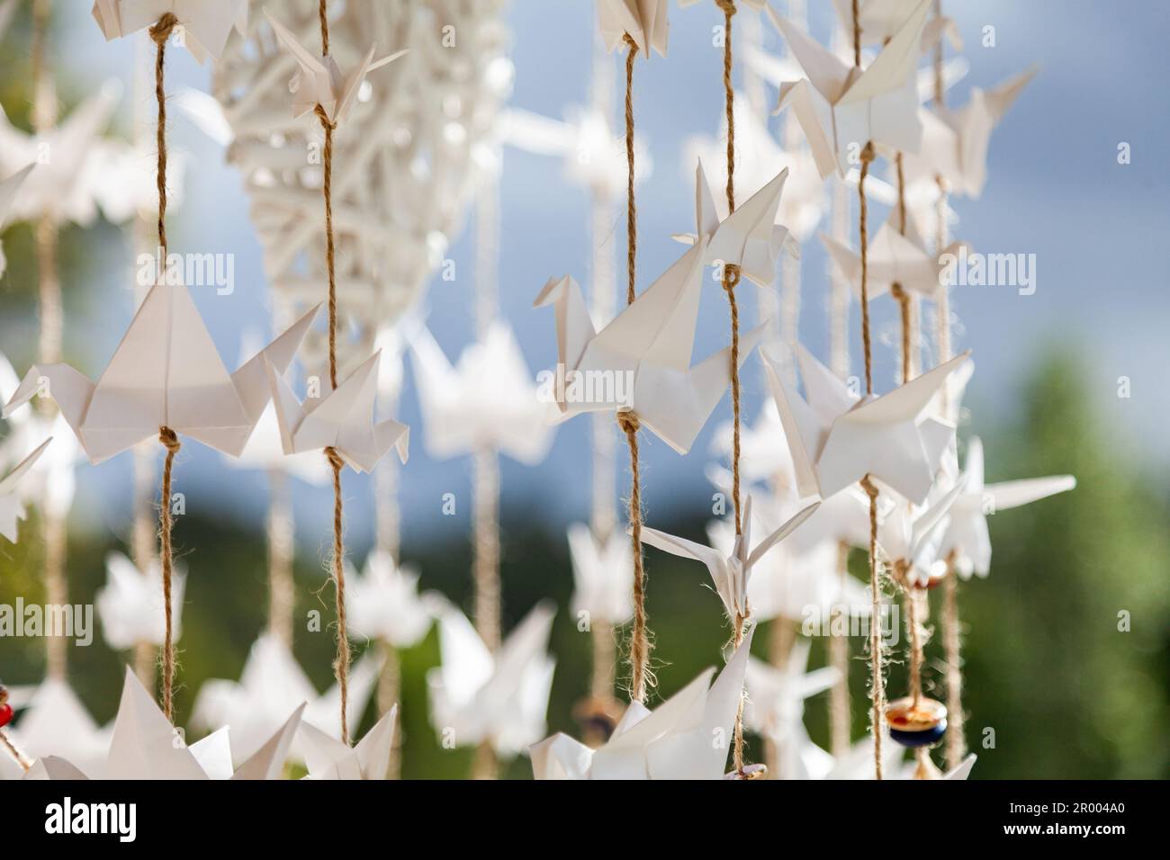 Strings of origami birds hi-res stock photography and images - Alamy