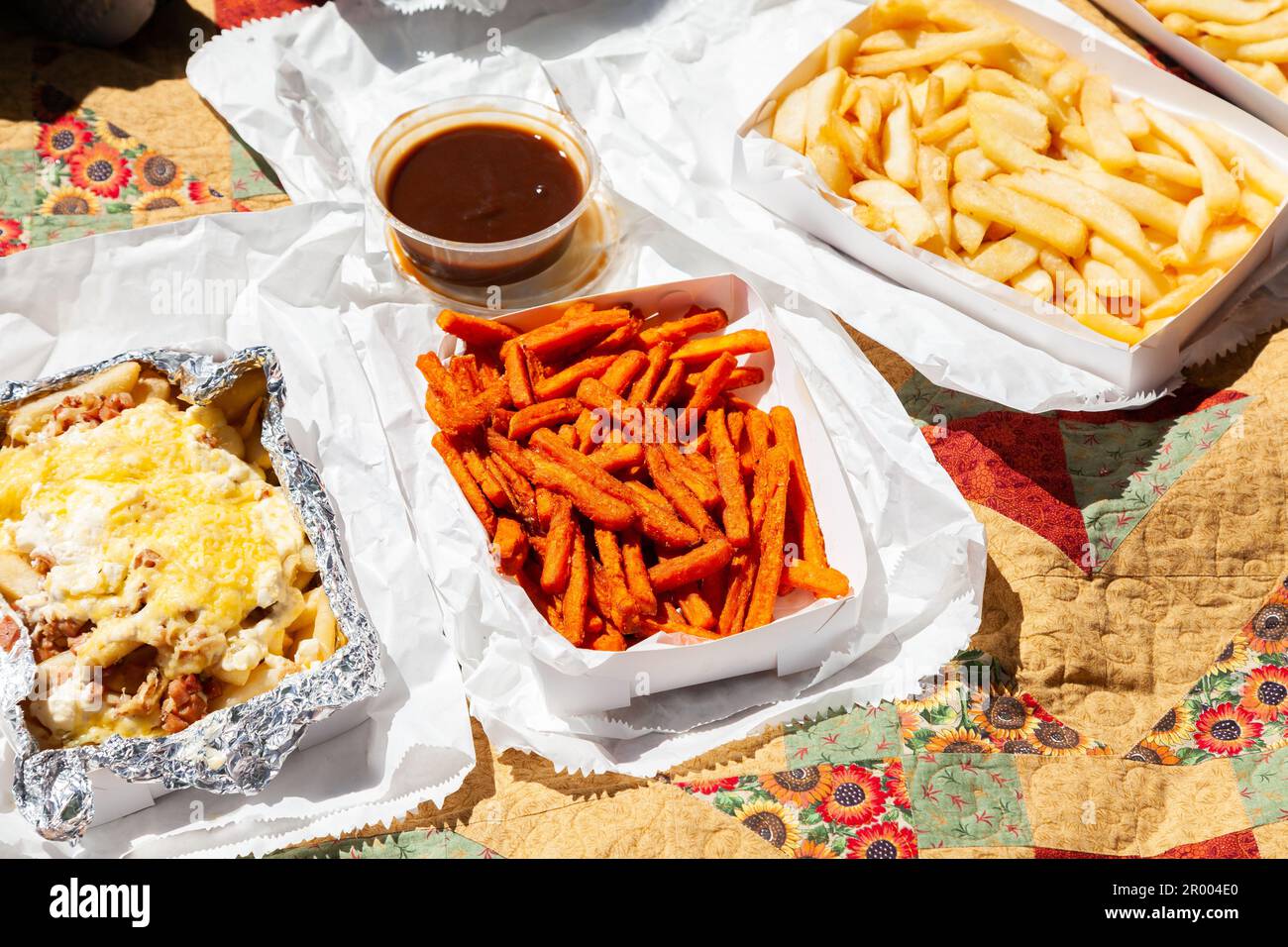 Picnic rug hi-res stock photography and images - Alamy