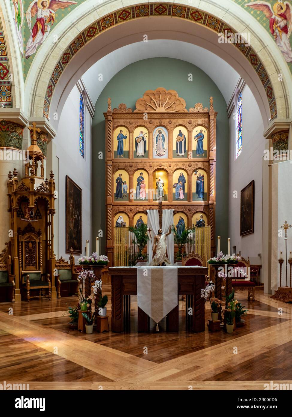 Interior of Loretto Chapel in Santa Fe, New Mexico Stock Photo - Alamy