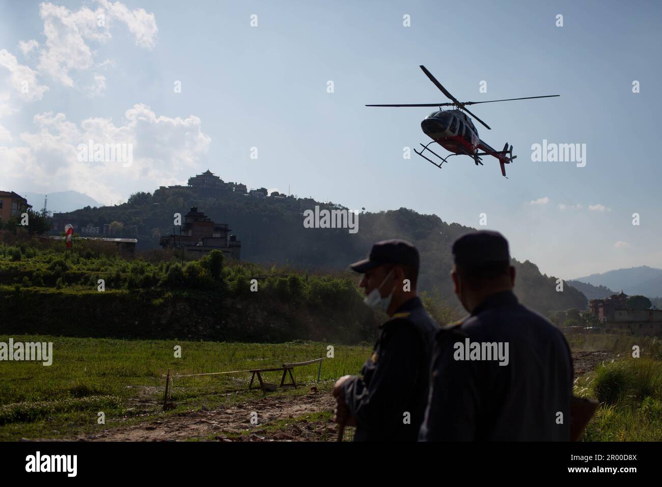 Airlifting person hi-res stock photography and images - Alamy