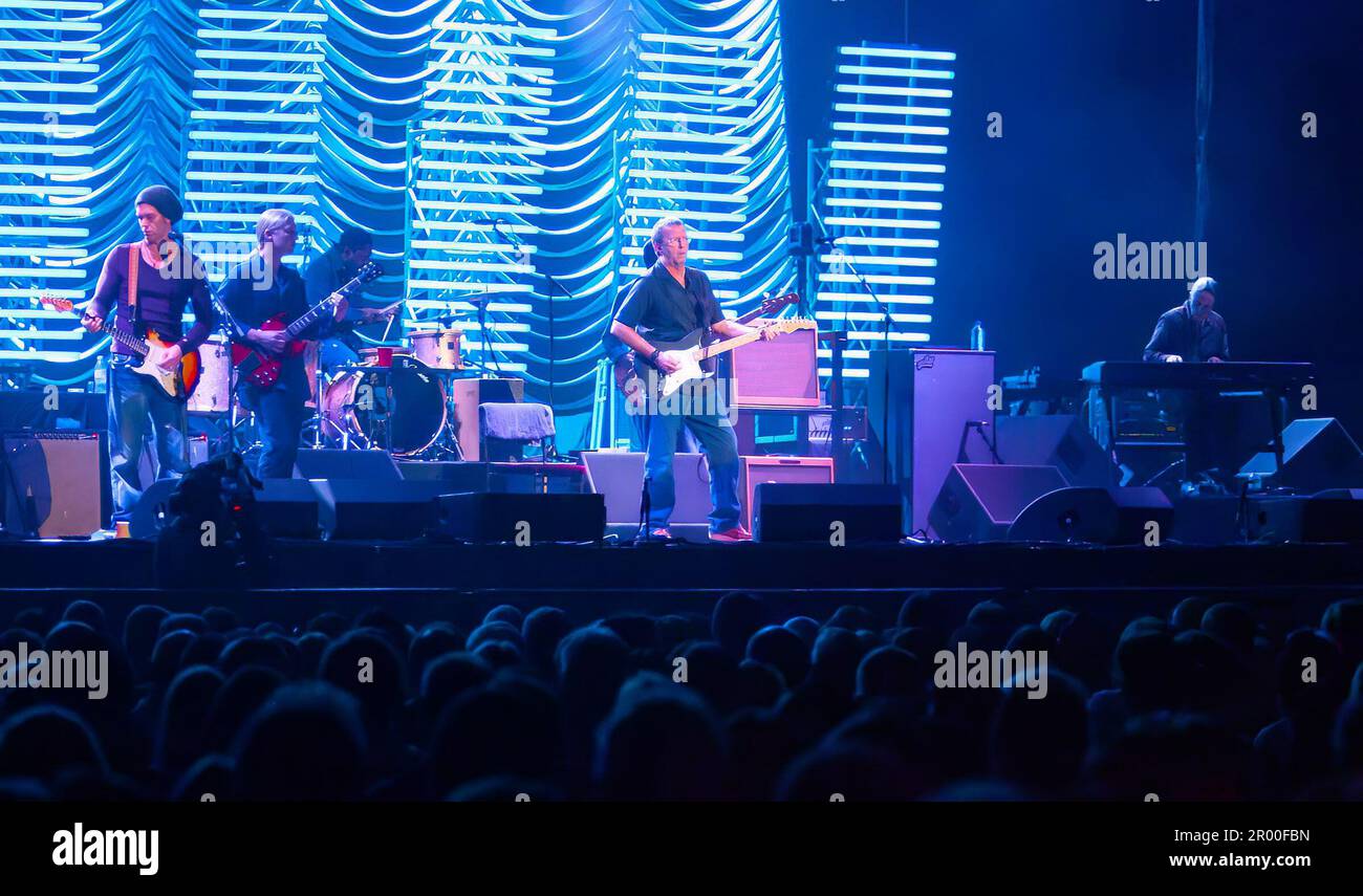 Eric clapton 2007 hi-res stock photography and images - Alamy