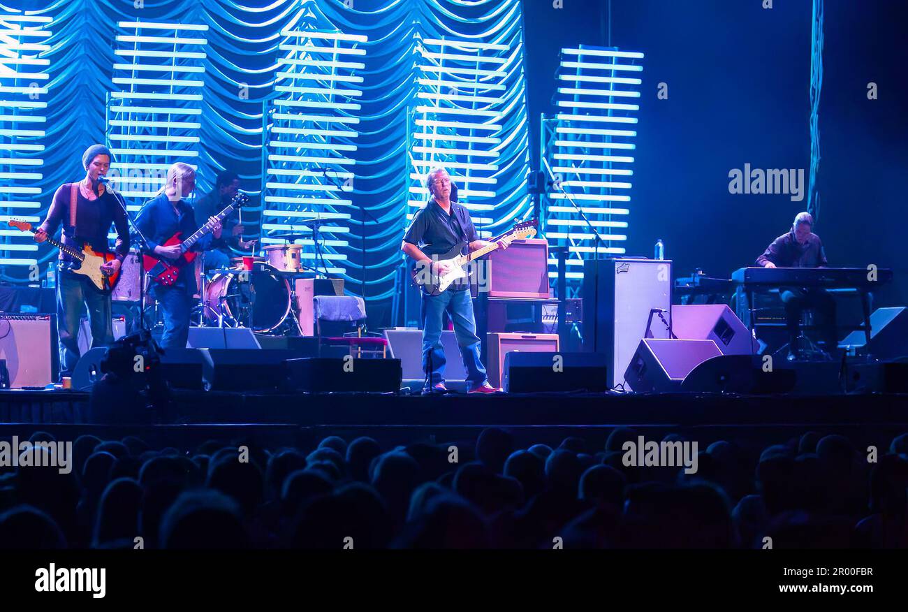 Eric clapton 2007 hi-res stock photography and images - Alamy