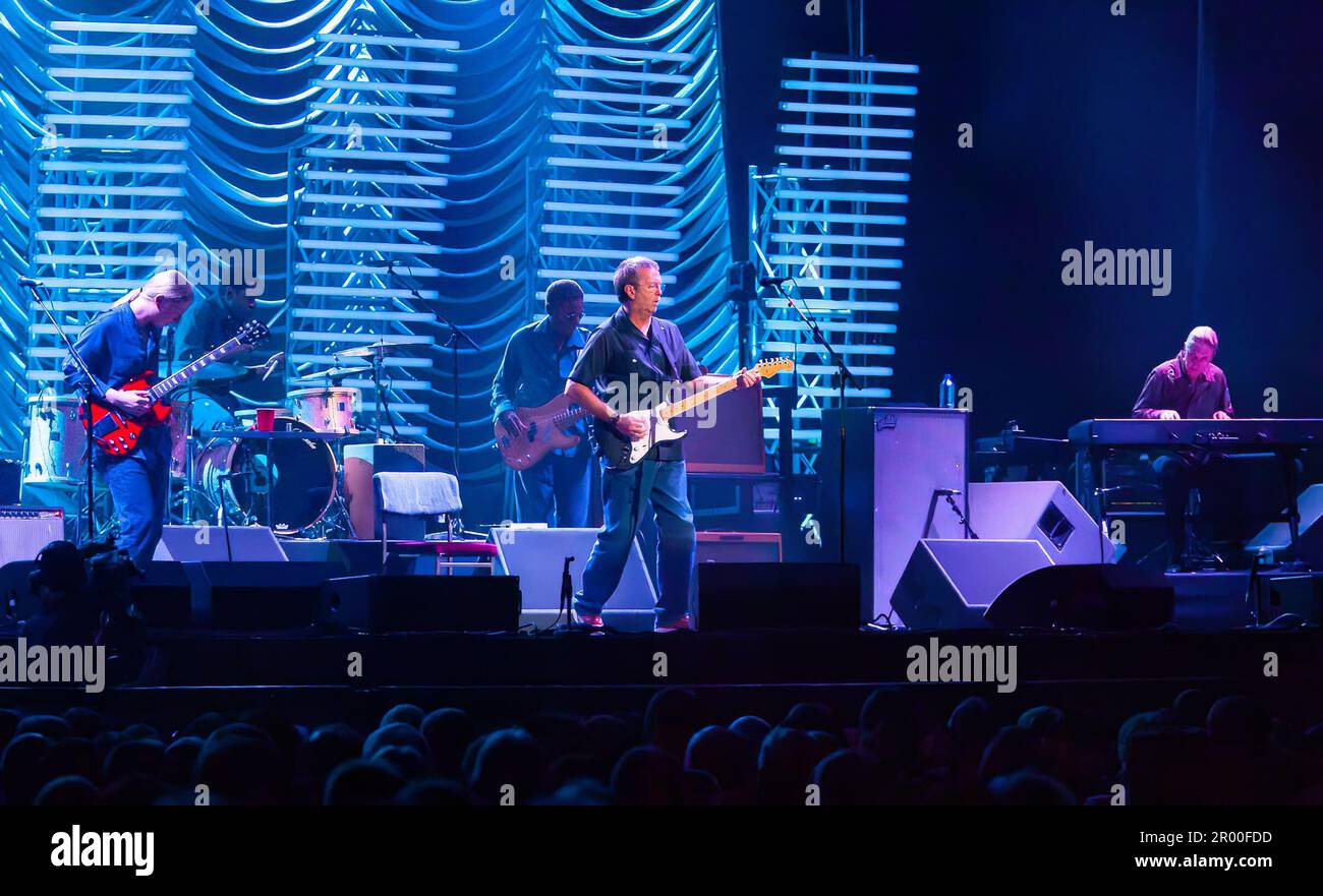 Eric clapton 2007 hi-res stock photography and images - Alamy