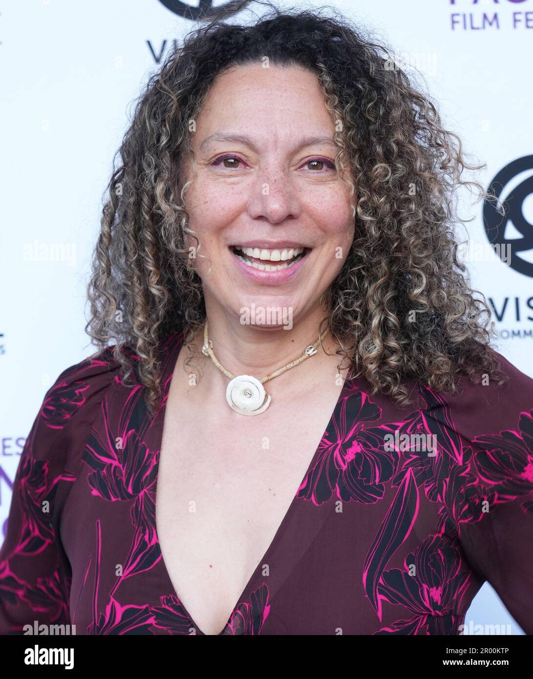 Veialu aila unsworth hi-res stock photography and images - Alamy