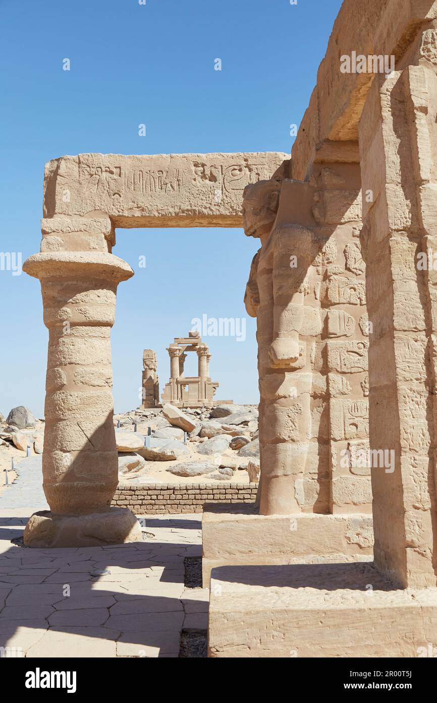 Ancient egyptian kalabsha temple temple hi-res stock photography and ...