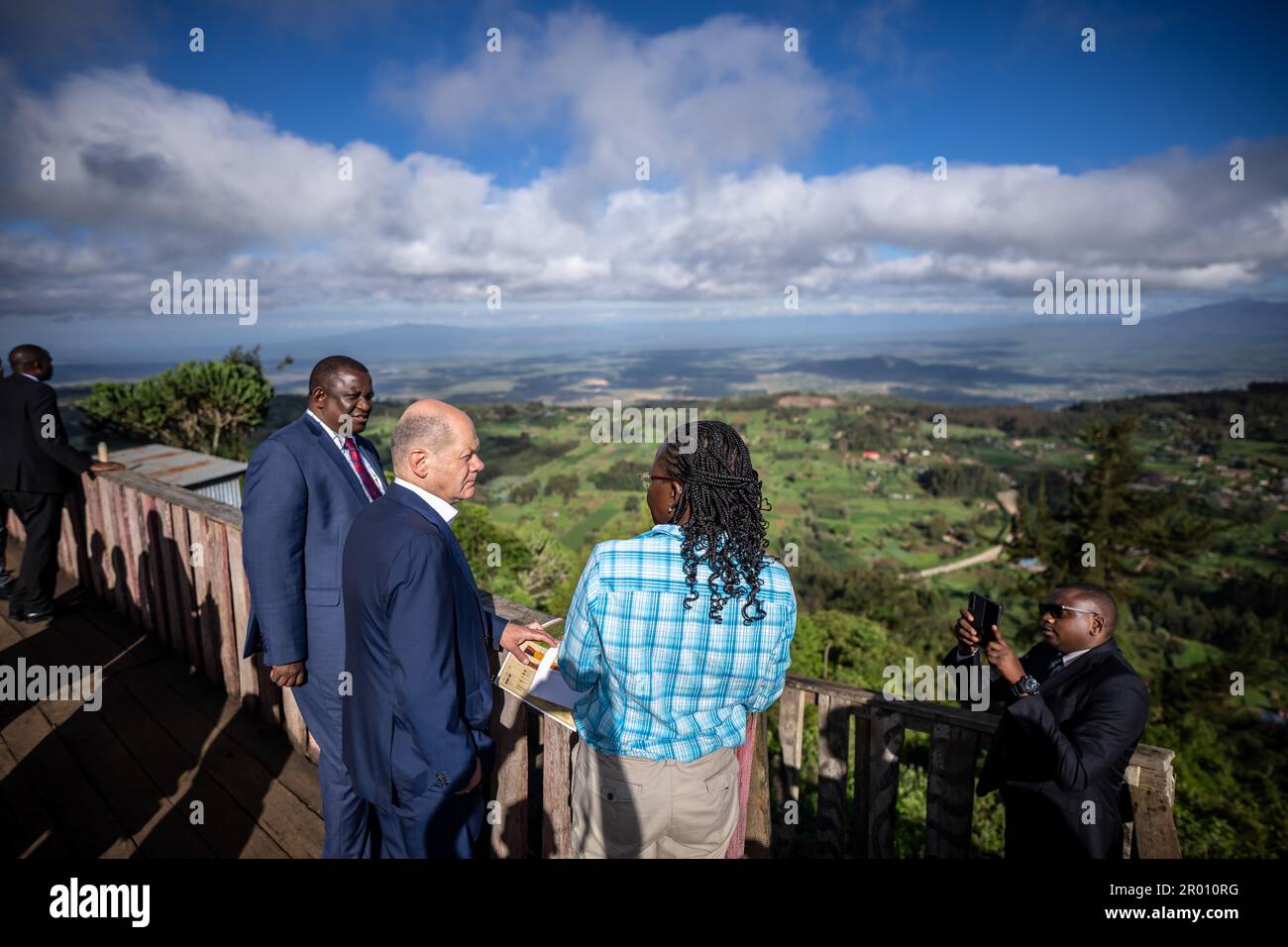 Olkaria, Kenya. 06th May, 2023. German Chancellor Olaf Scholz (SPD ...