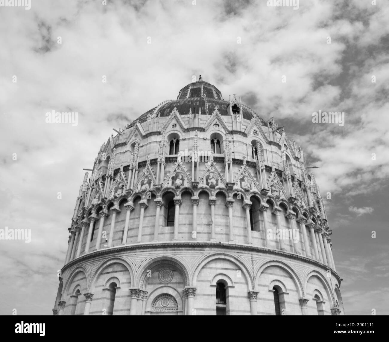 Pisa tower urban view Black and White Stock Photos & Images - Alamy