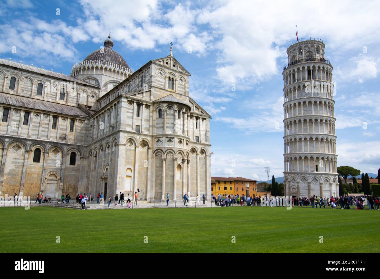 Pisa, Italyitaly , Pisa, 30 -04-2023 : LANDSCAPE Piazza del Duomo with ...
