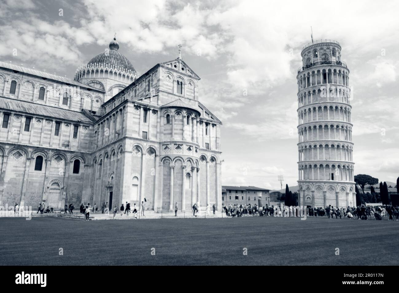 Pisa, Italyitaly , Pisa, 30 -04-2023 : LANDSCAPE Piazza del Duomo with ...