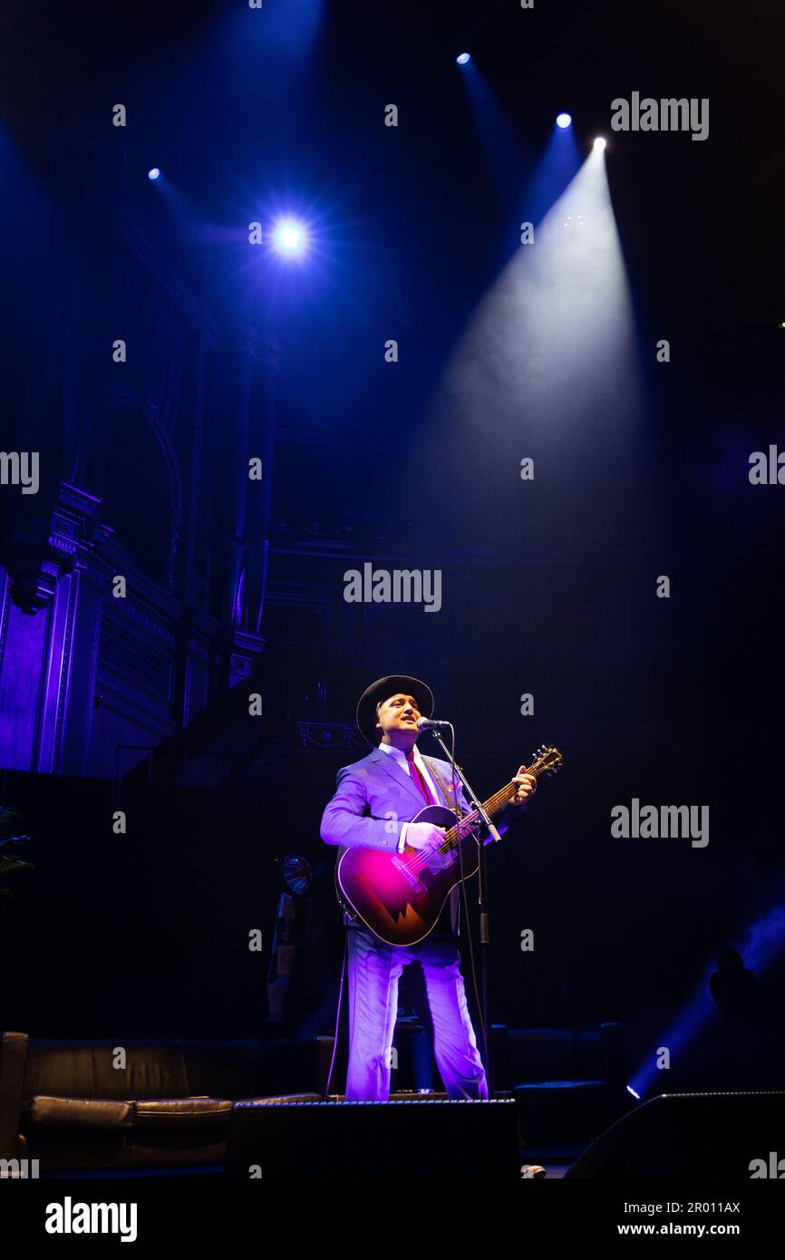 Peter doherty royal albert hall hi-res stock photography and images - Alamy