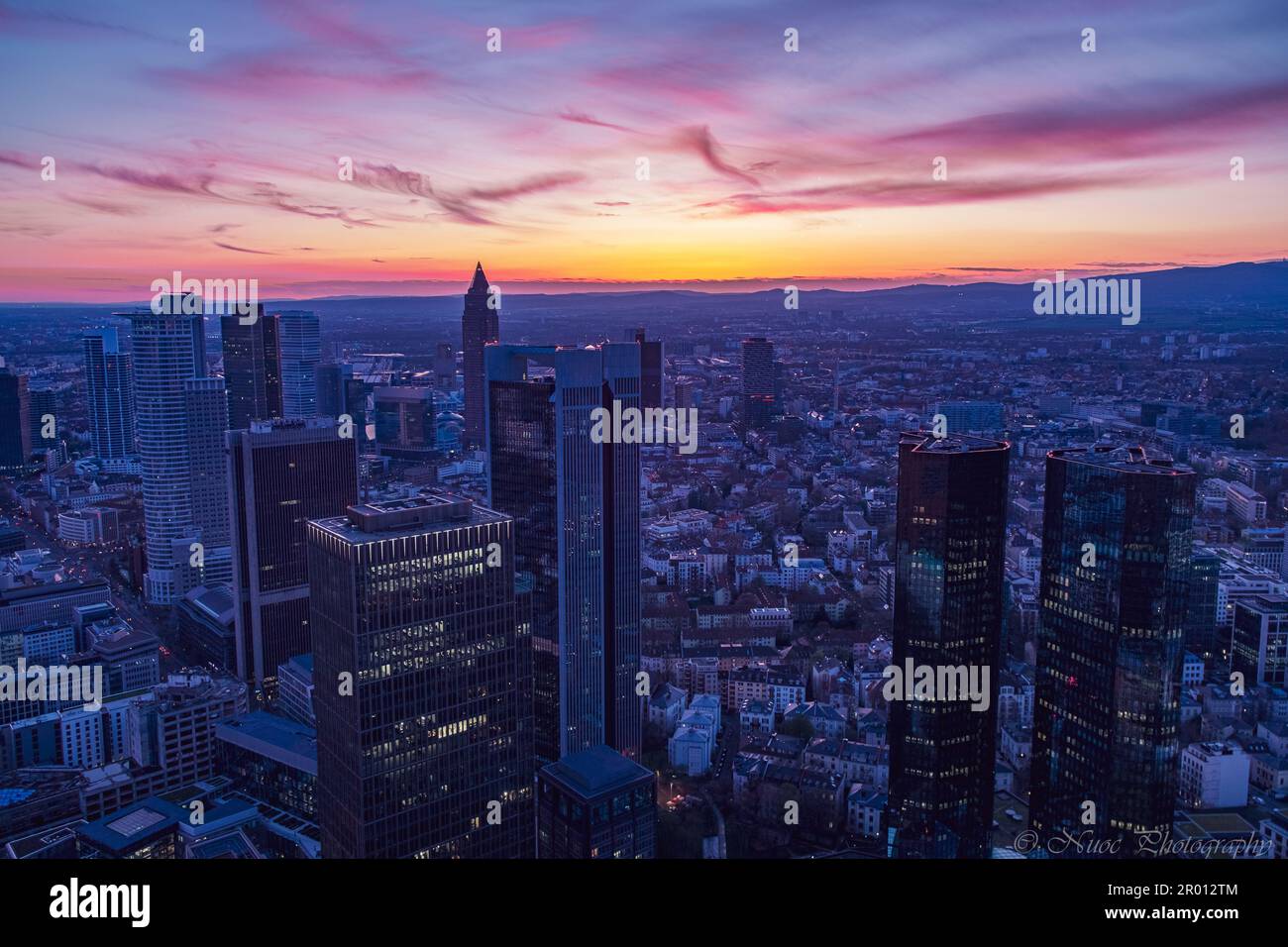 Rooftop city night sky hi-res stock photography and images - Alamy